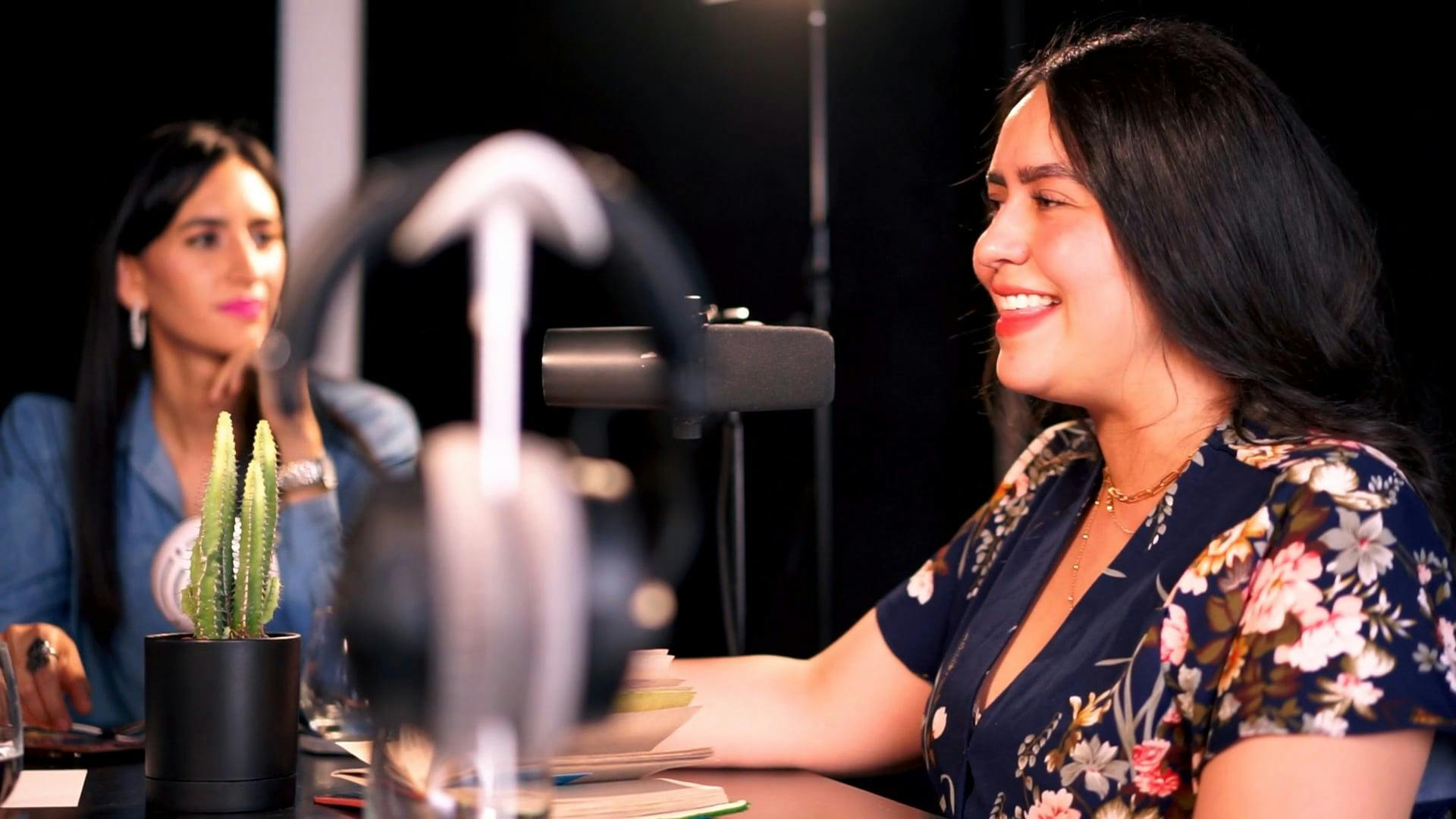 Host Model Videos, Download The BEST Free 4k Stock Video Footage & Host ...