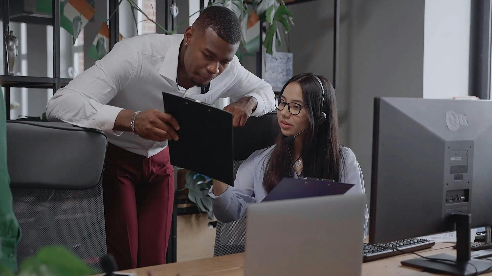 Coworkers in the Office Free Stock Video Footage, Royalty-Free 4K & HD ...