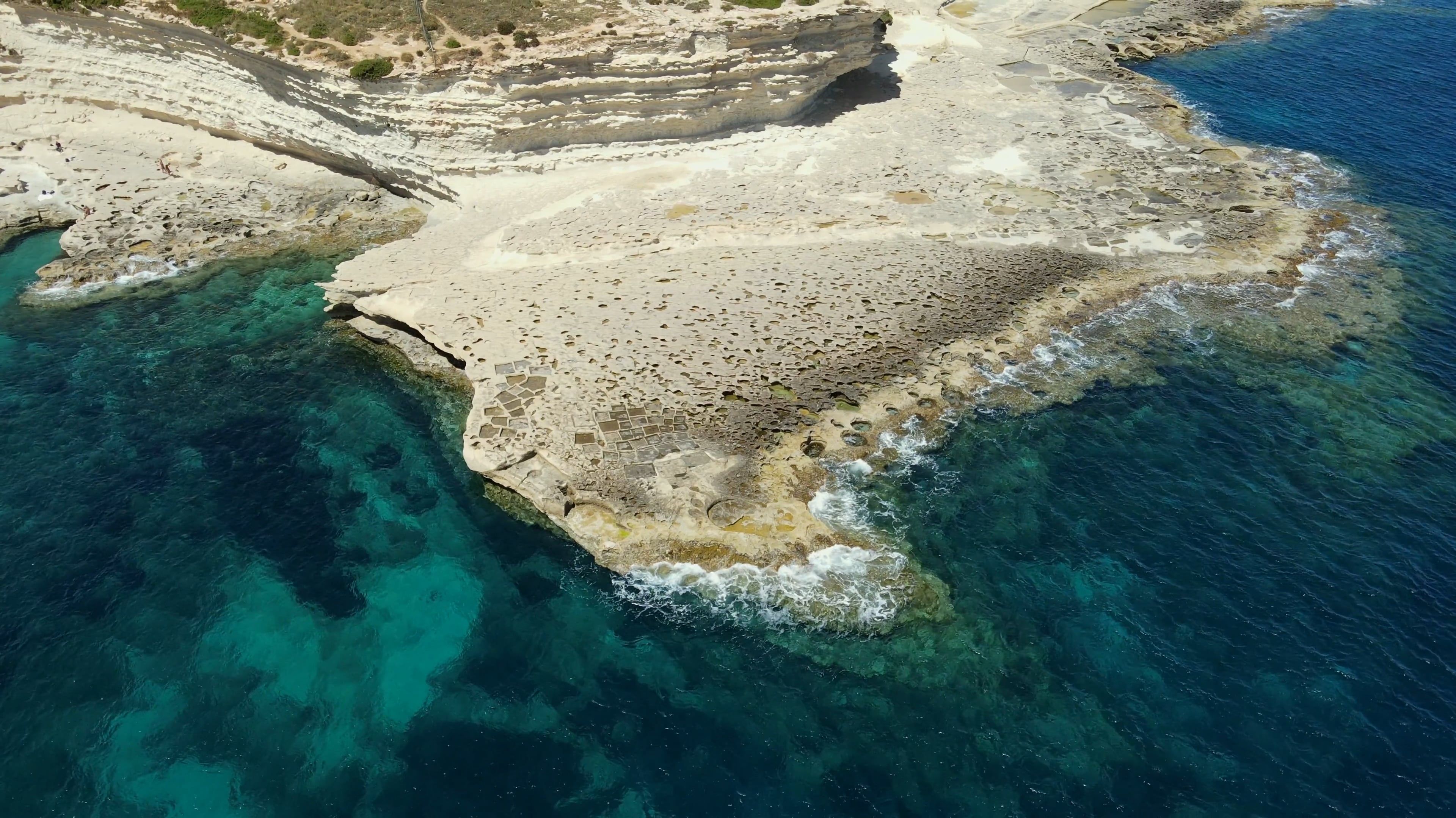 Aerial Footage Of Waves Hitting The Coast · Free Stock Video