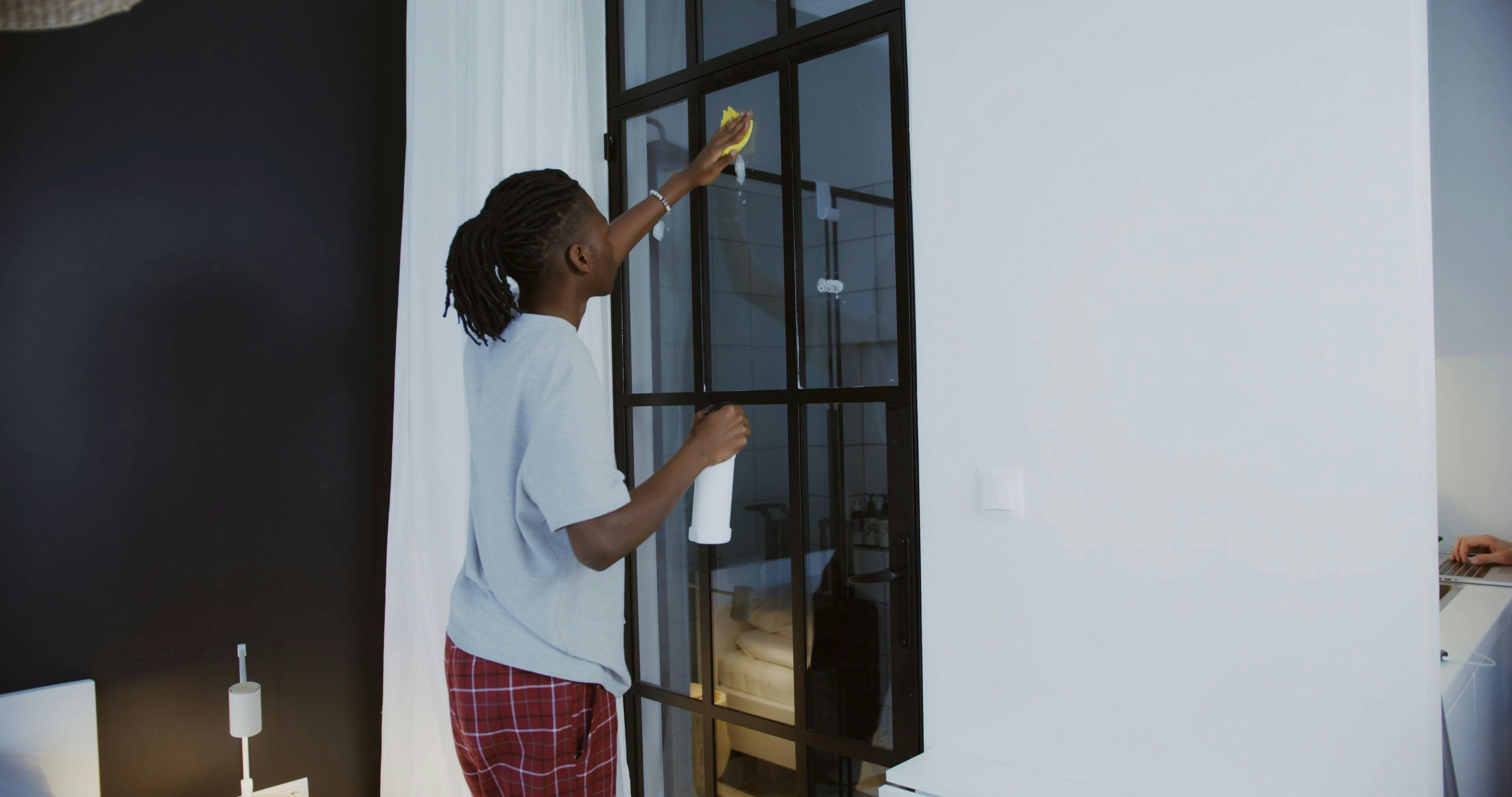 Man Wiping Glass · Free Stock Video