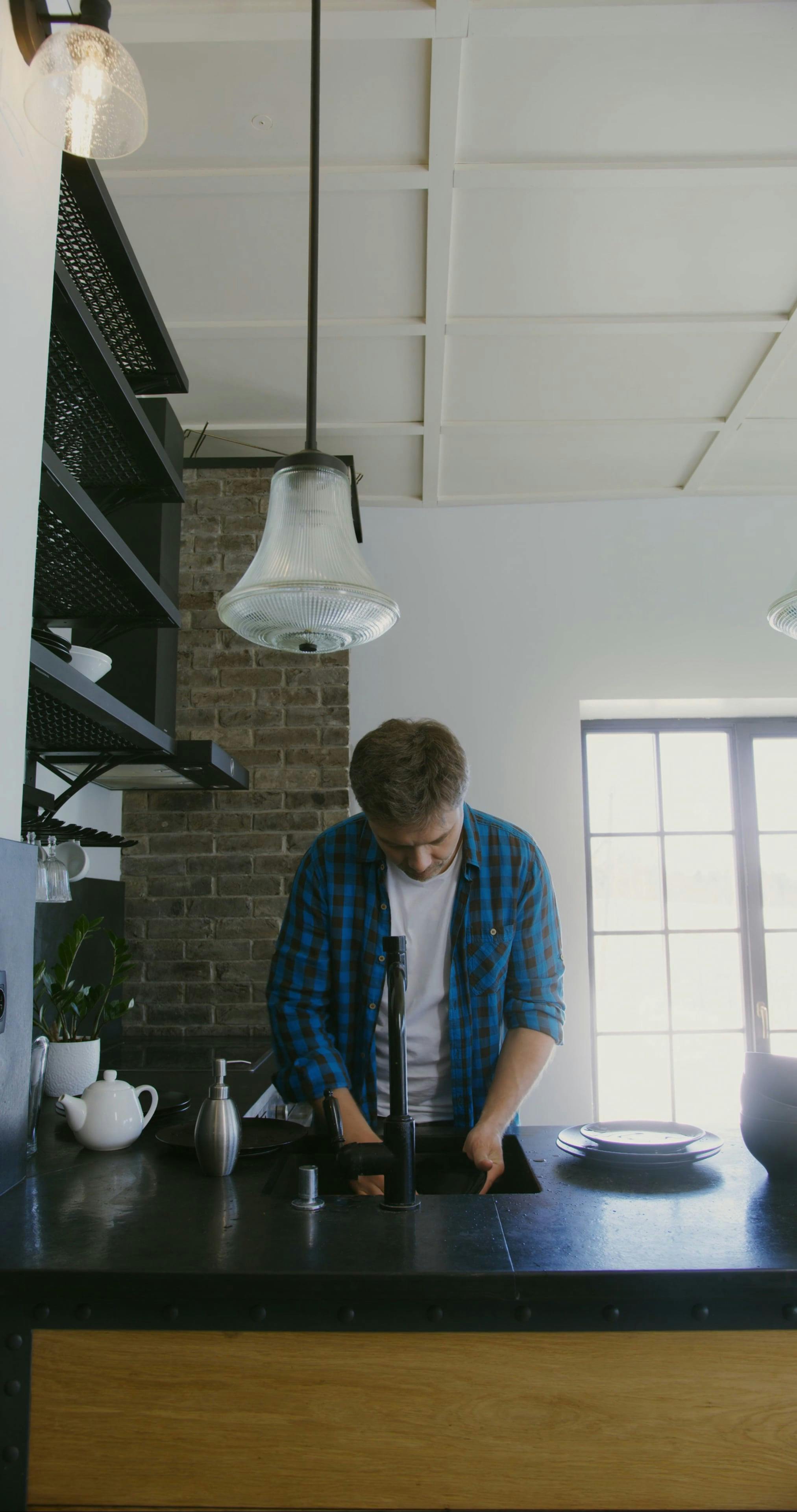 Man Kitchen Helper Videos, Download The BEST Free 4k Stock Video ...