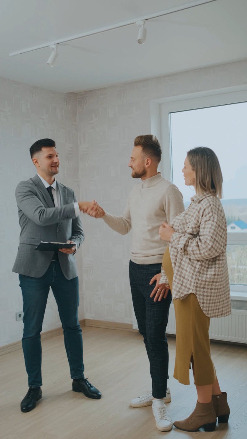 Start Videos, Download The BEST Free 4k Stock Video Footage & Start HD ...