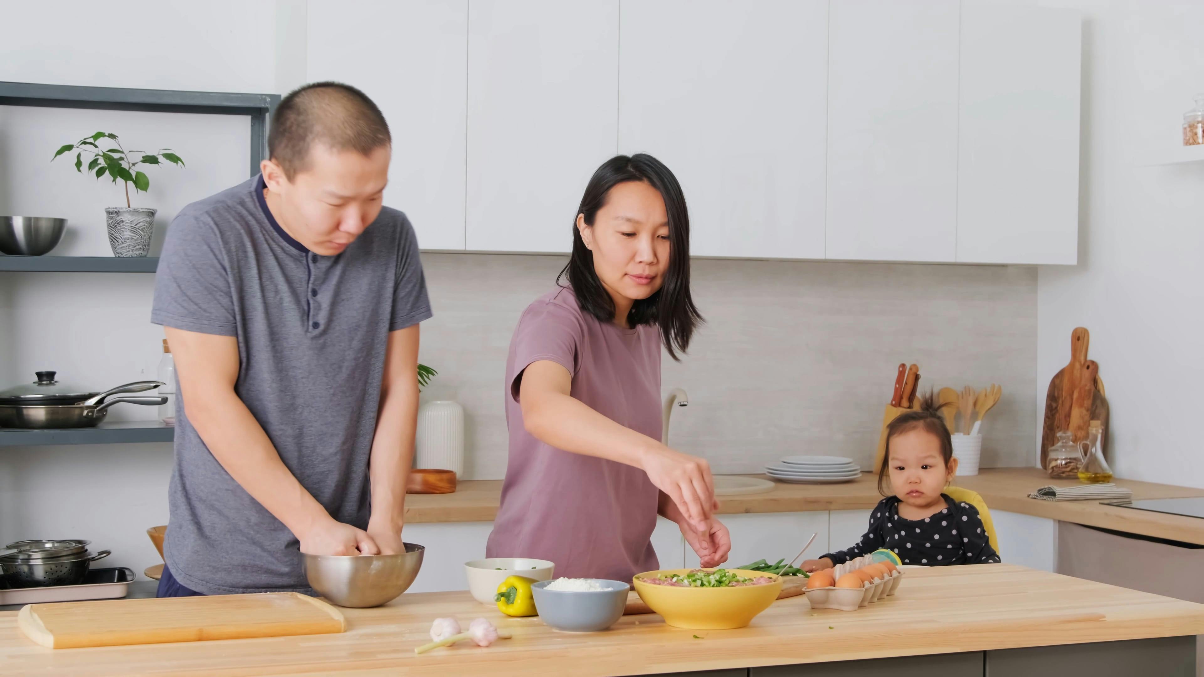 Family Making Food Together Free Stock Video Footage, Royalty-Free 4K ...