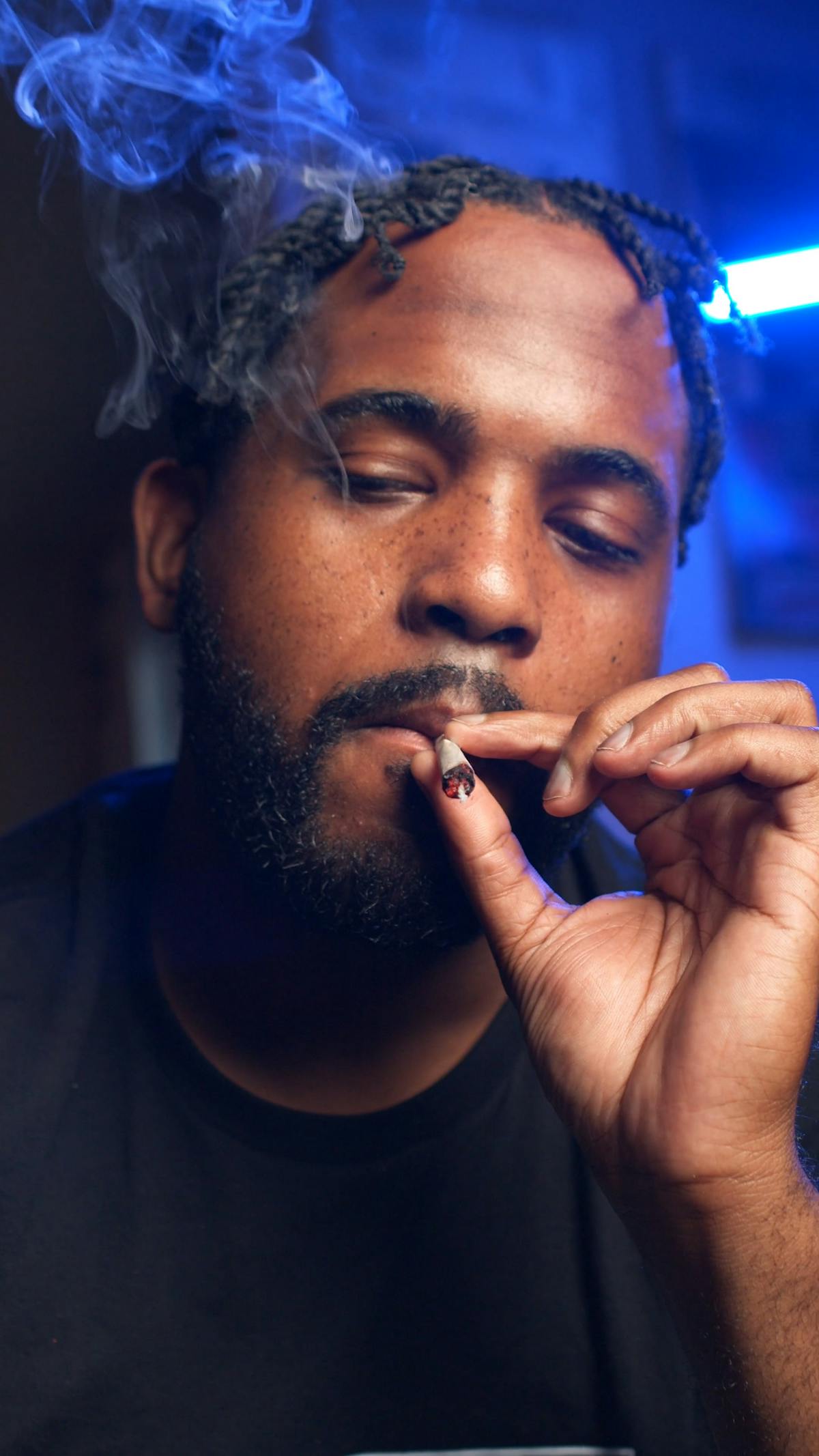 Blunt Videos, Download The BEST Free 4k Stock Video Footage & Blunt HD ...