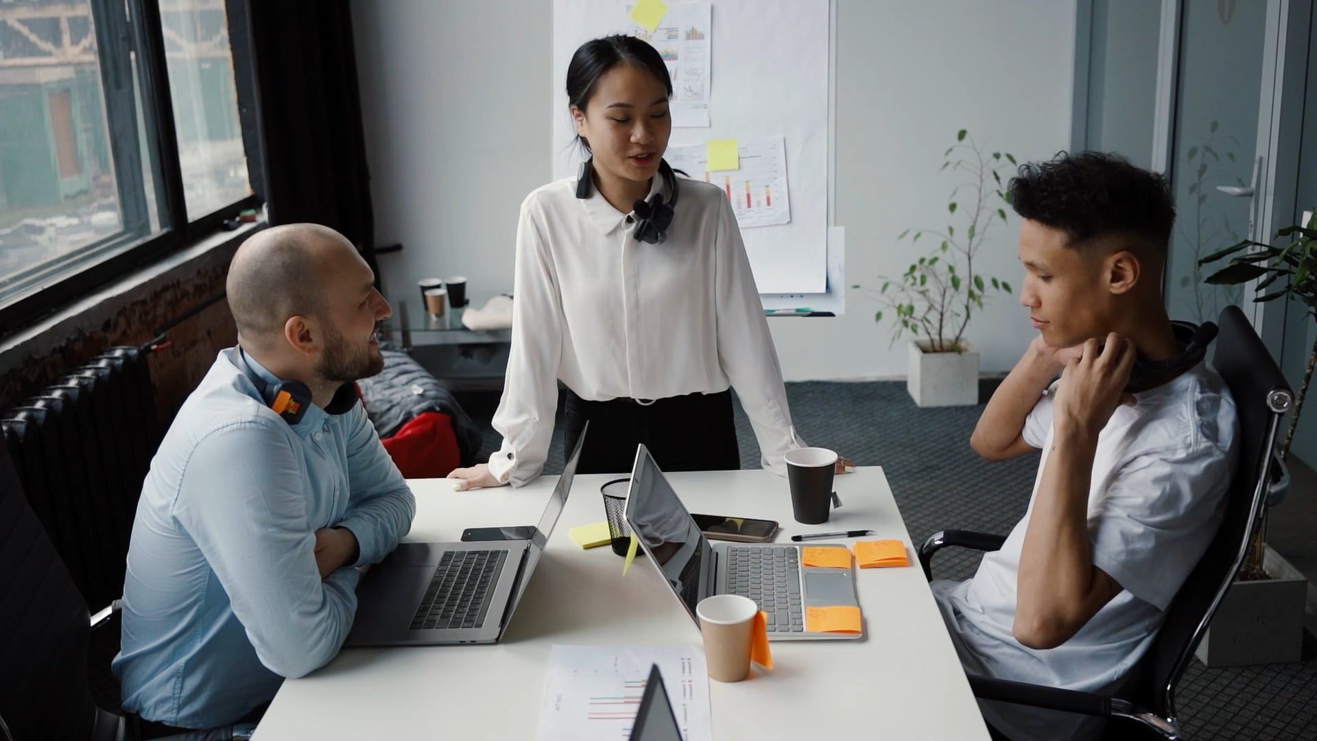 Teamwork · Free Stock Video