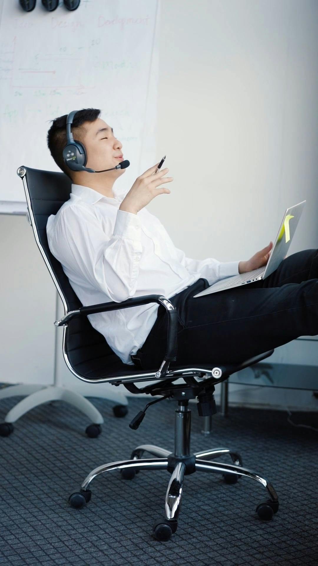 Call Legs Videos, Download The BEST Free 4k Stock Video Footage & Call ...