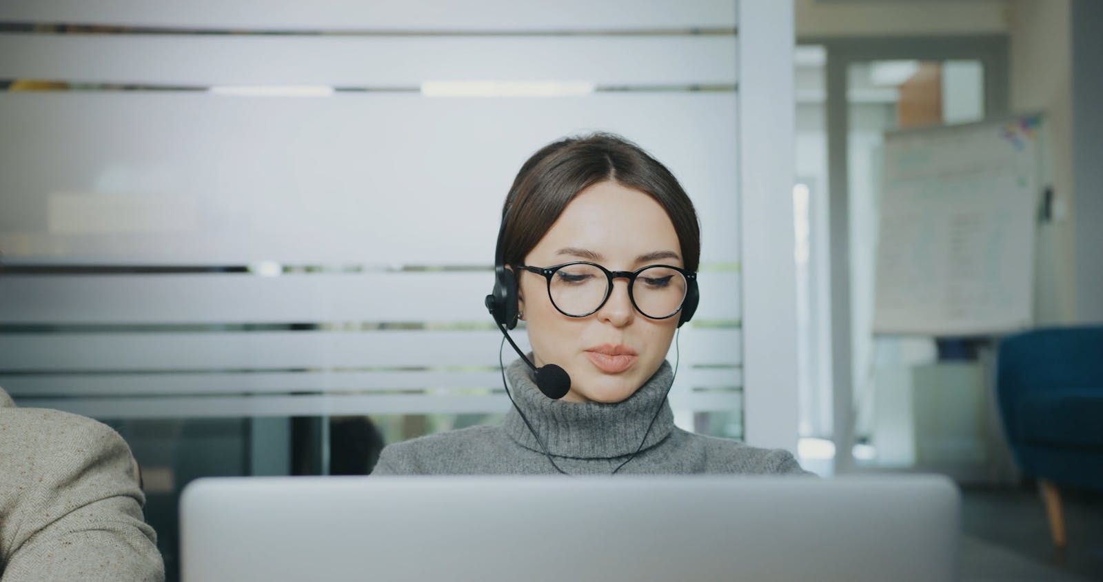 Office+Lks Videos, Download The BEST Free 4k Stock Video Footage ...