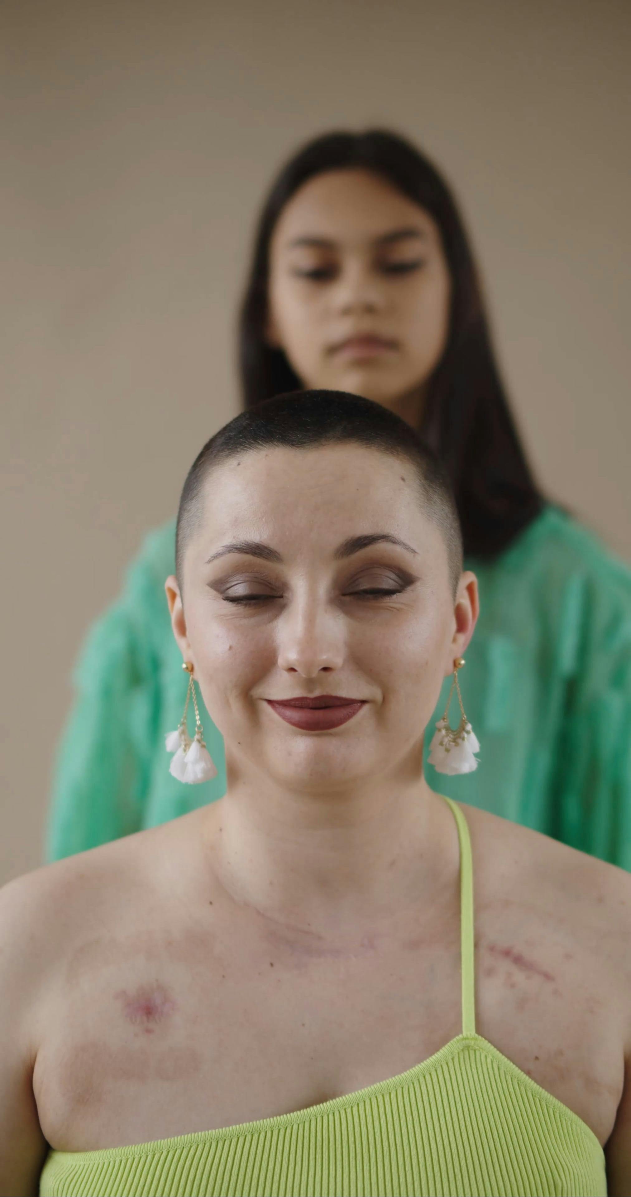 Vídeos de stock gratuitos sobre aceptando defectos, amabilidad, apoyar ...