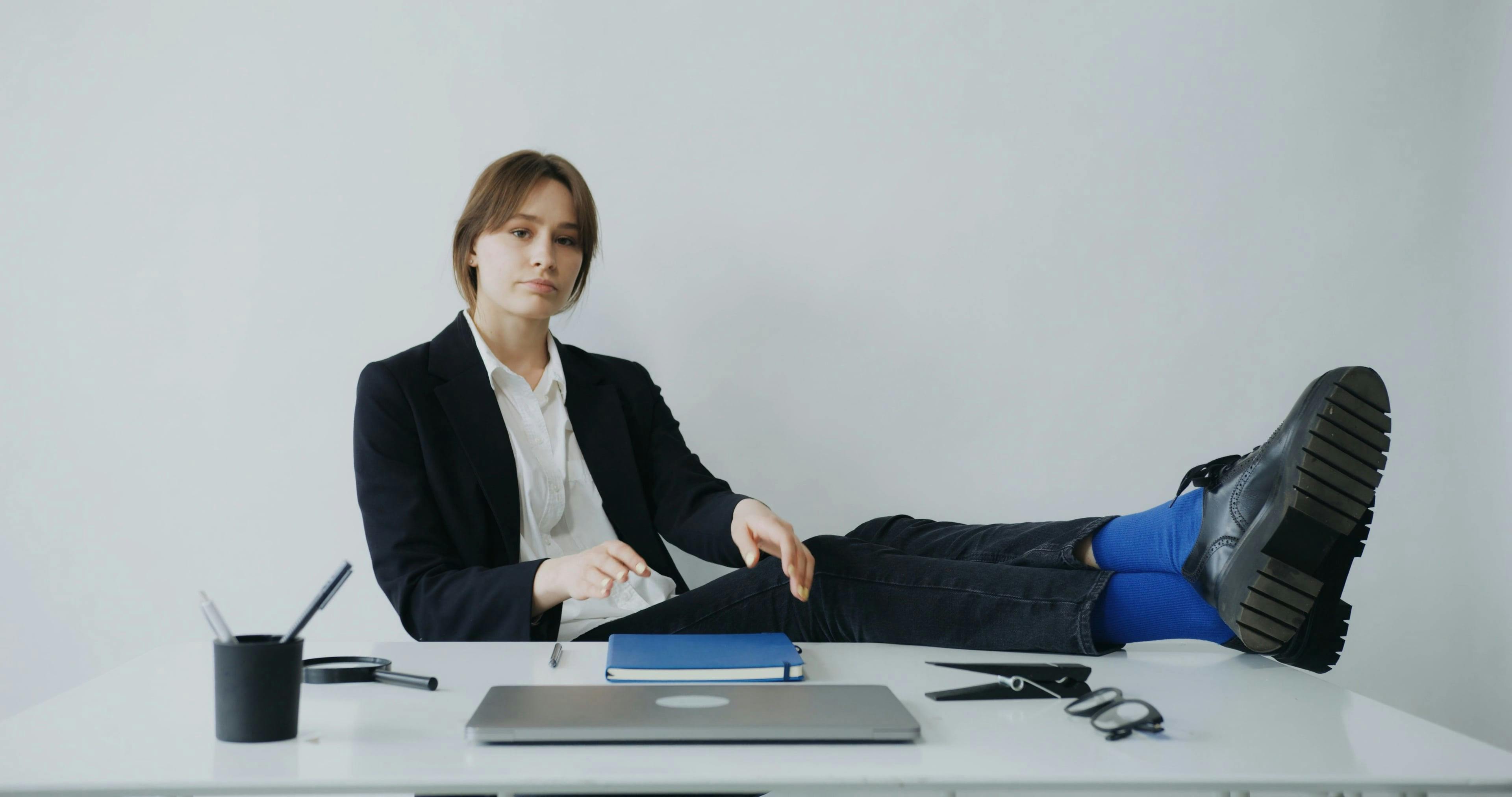 Computer Plian Cover Videos, Download The BEST Free 4k Stock Video ...