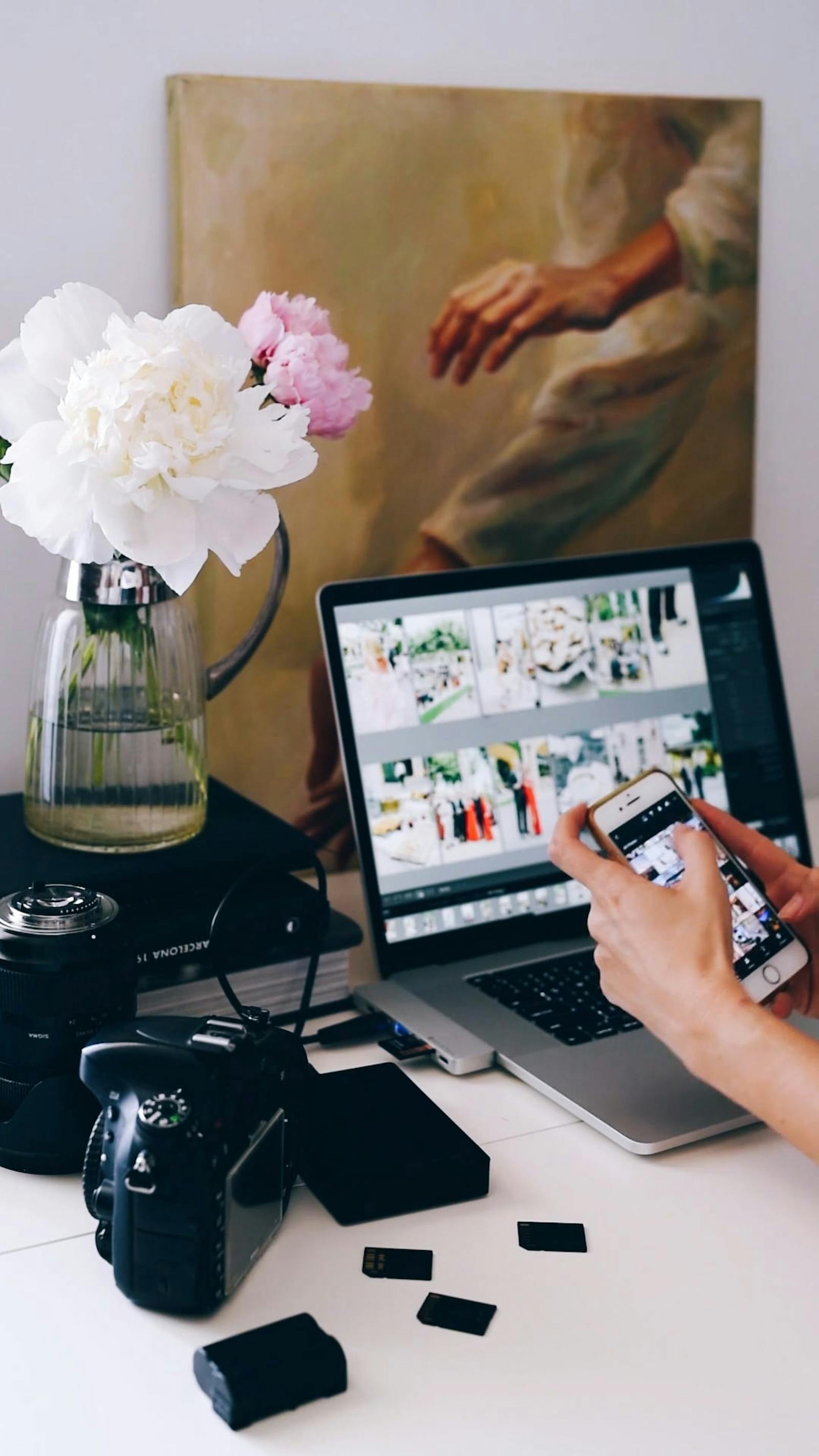 Computer Desk Videos, Download The BEST Free 4k Stock Video Footage ...