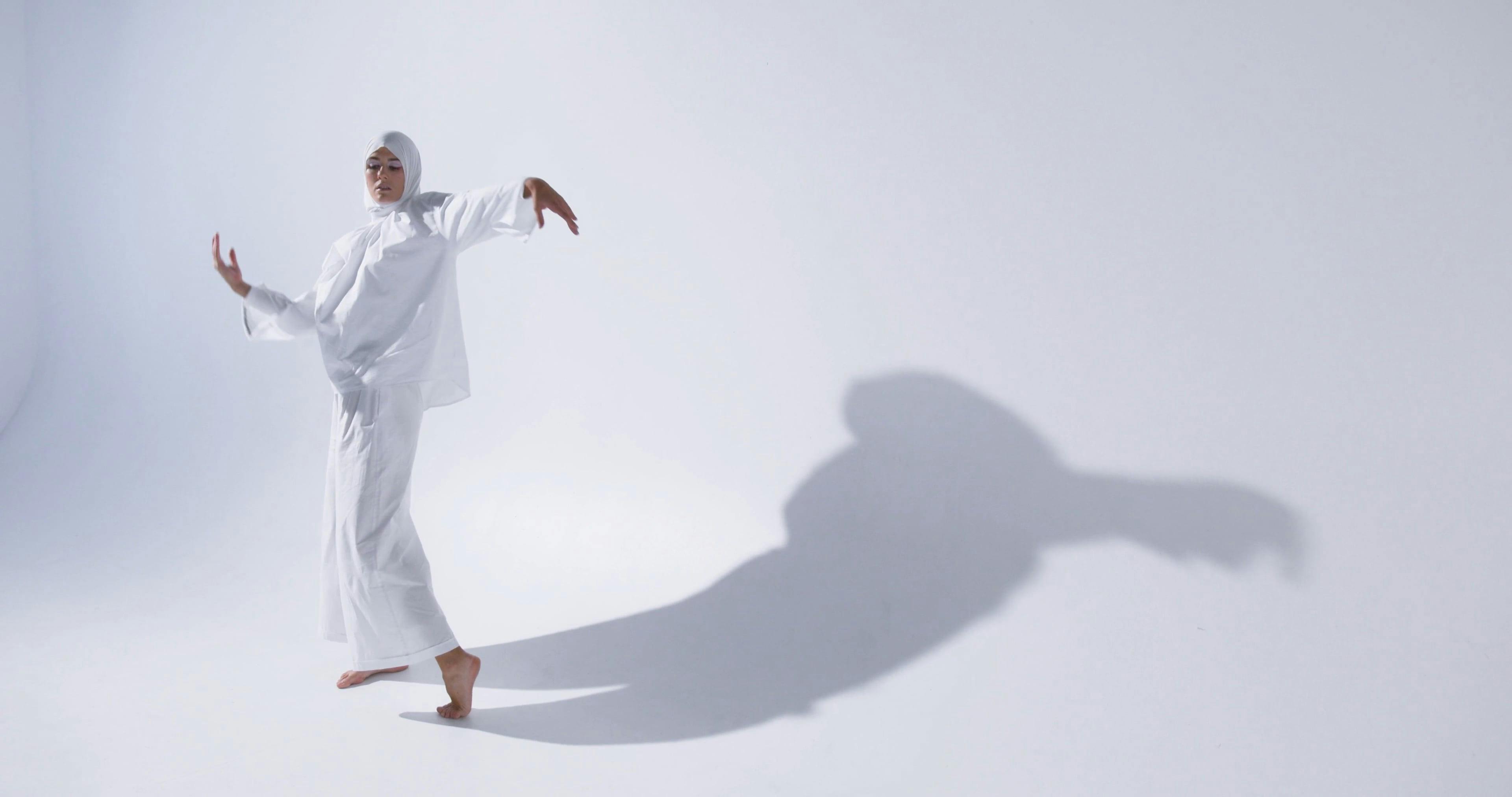 Woman Wearing Hijab Dancing · Free Stock Video