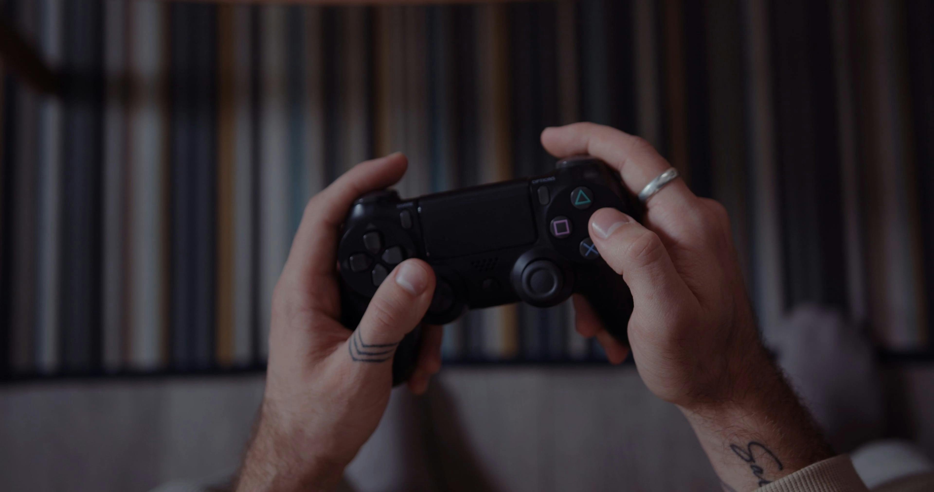 Gaming Hands Videos, Download The BEST Free 4k Stock Video Footage ...