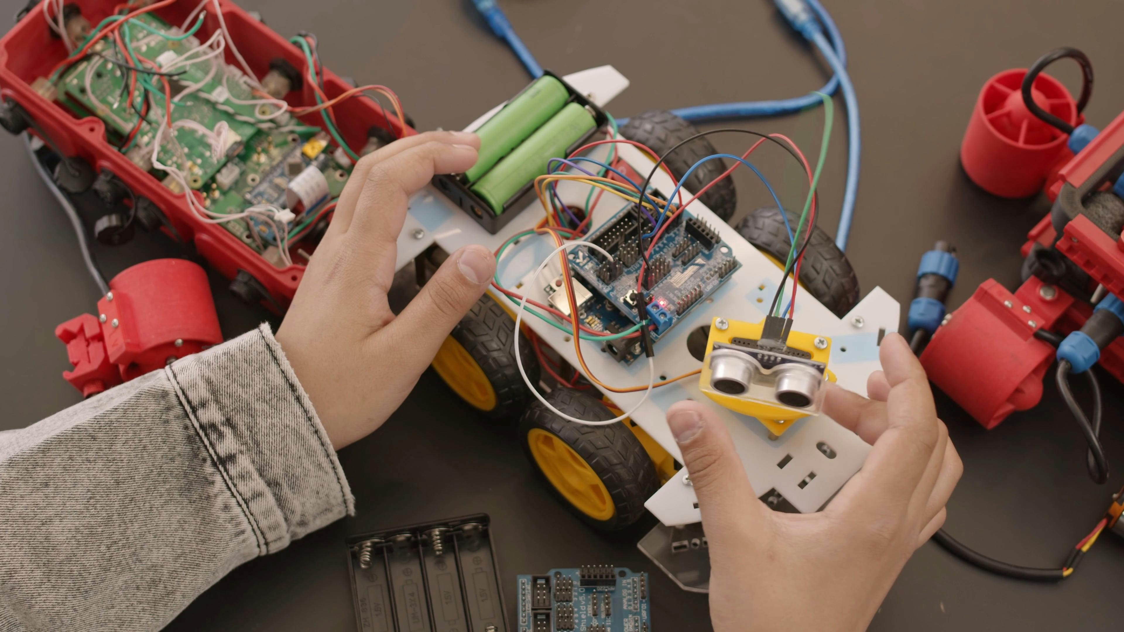 Arduino Robot Videos, Download The BEST Free 4k Stock Video Footage ...