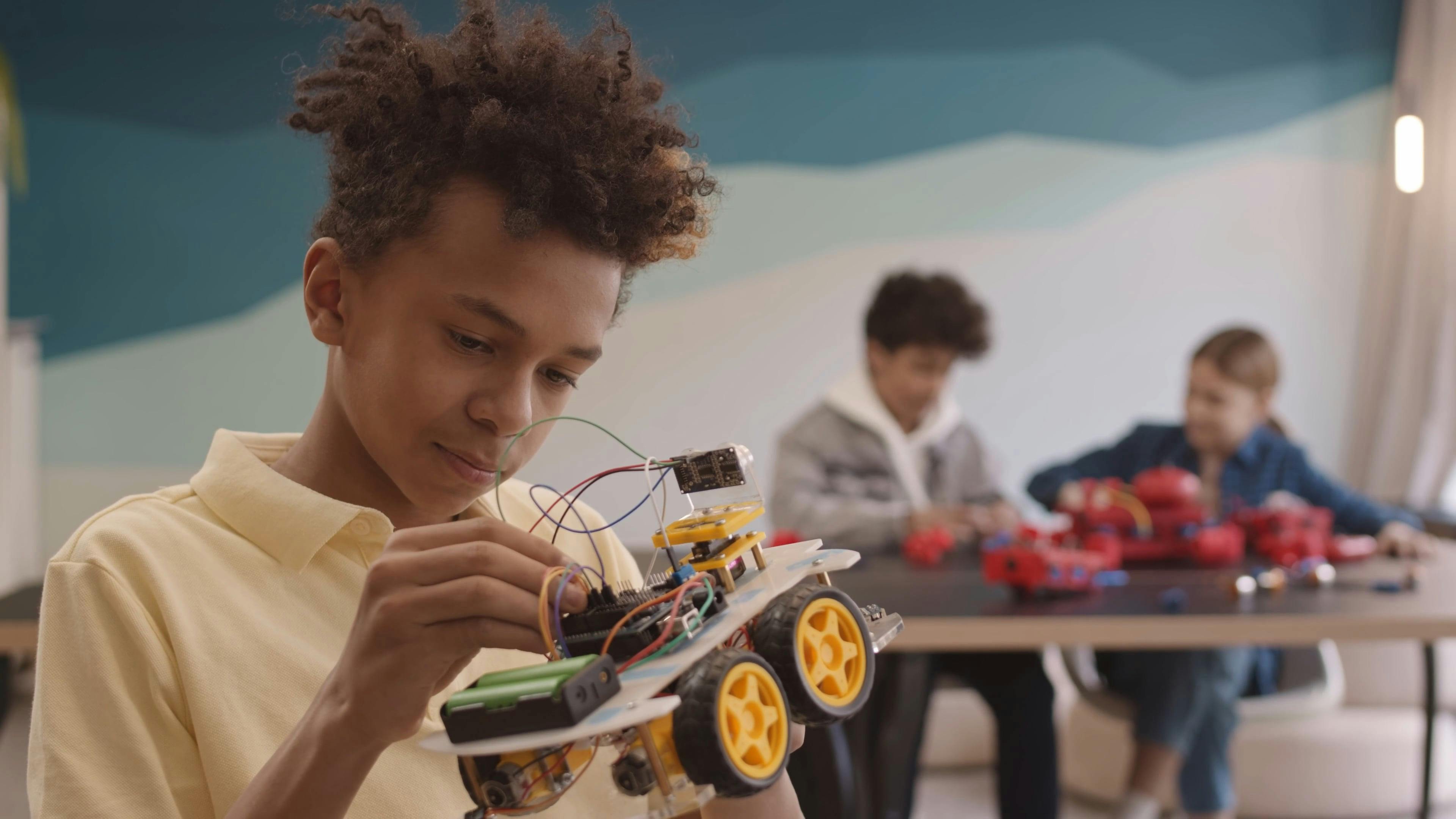 Kids Building Projects Videos, Download The BEST Free 4k Stock Video ...