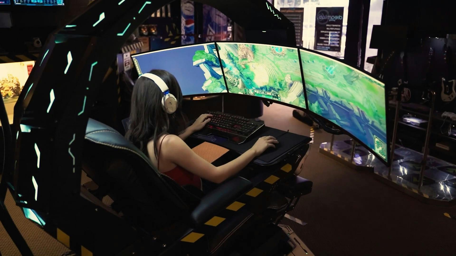 A Woman Playing Computer Gaming · Free Stock Video