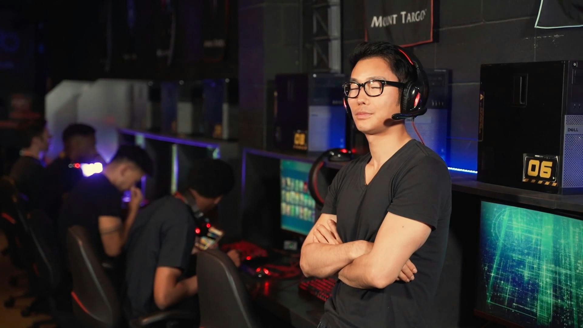 A Gamer Striking A Pose · Free Stock Video