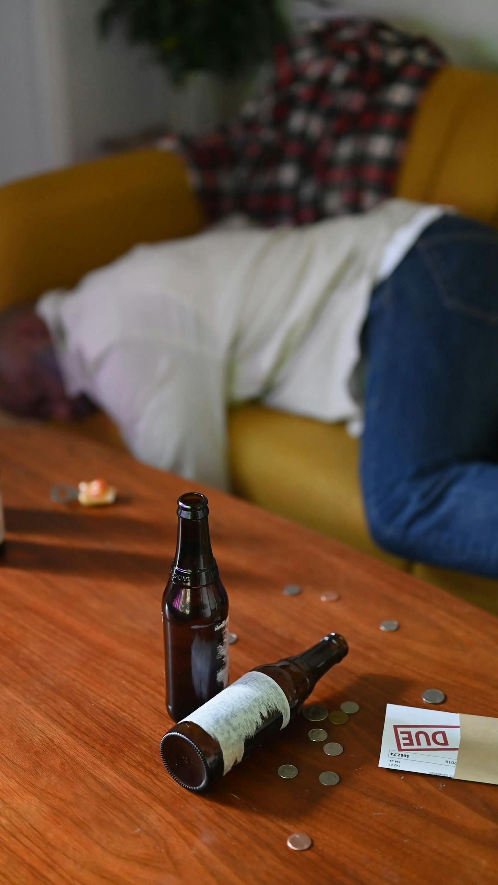 Drunk Videos, Download The BEST Free 4k Stock Video Footage & Drunk HD ...