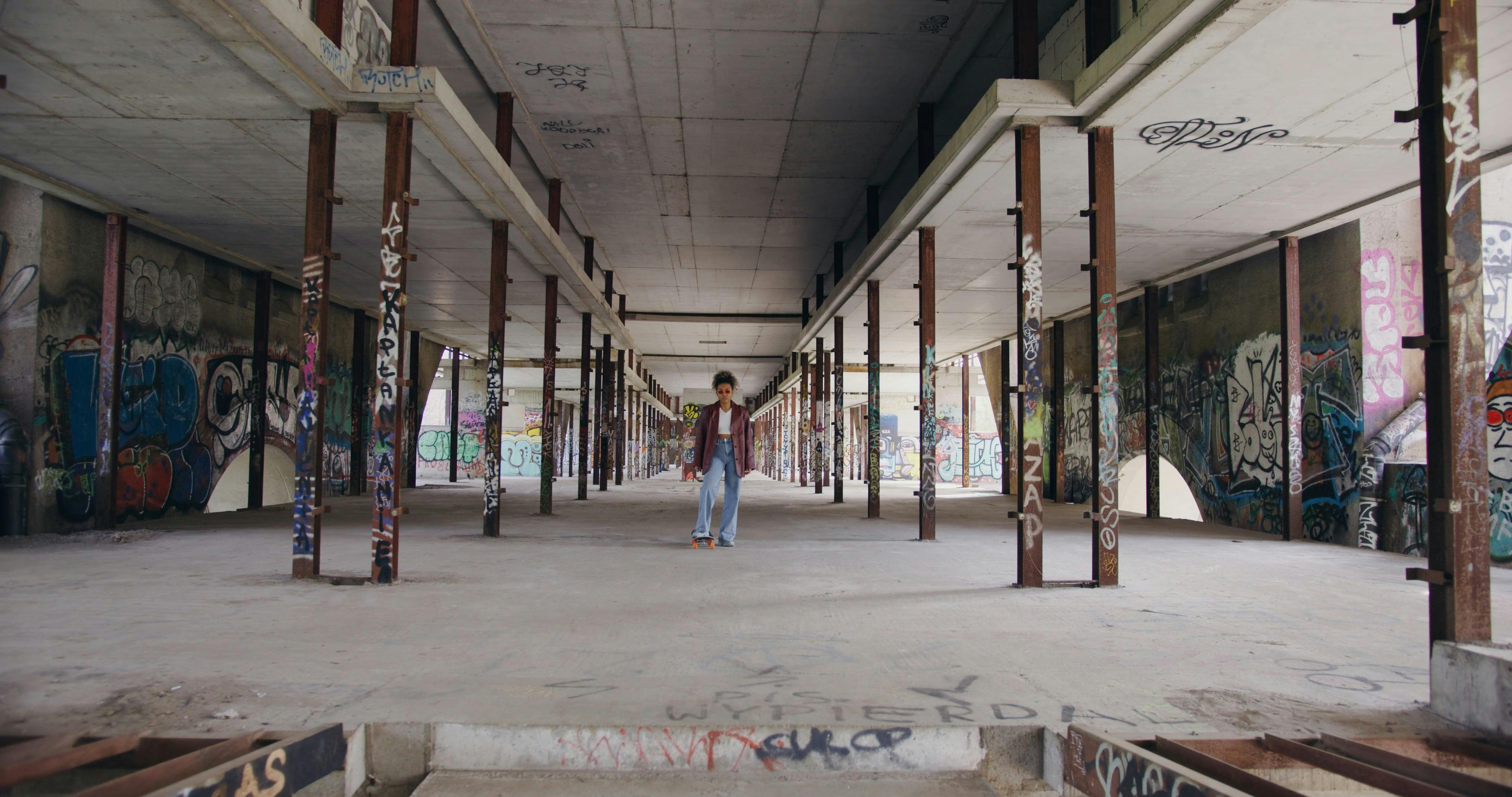 Fashion Ramp Walk Videos, Download The BEST Free 4k Stock Video Footage ...