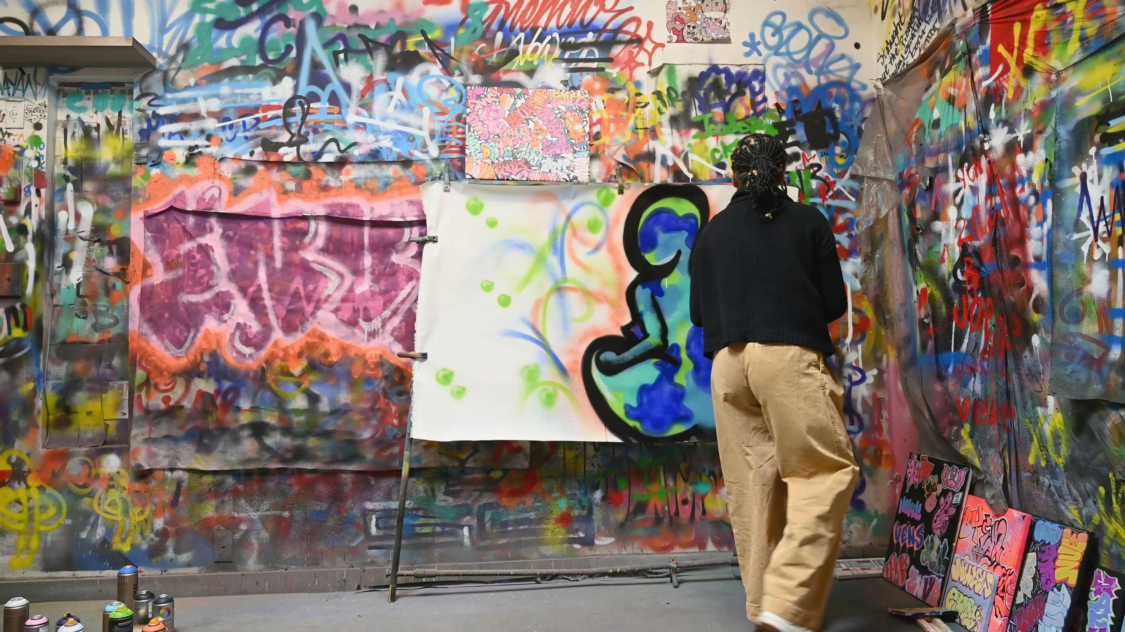 Diy Artist Videos, Download The BEST Free 4k Stock Video Footage & Diy ...