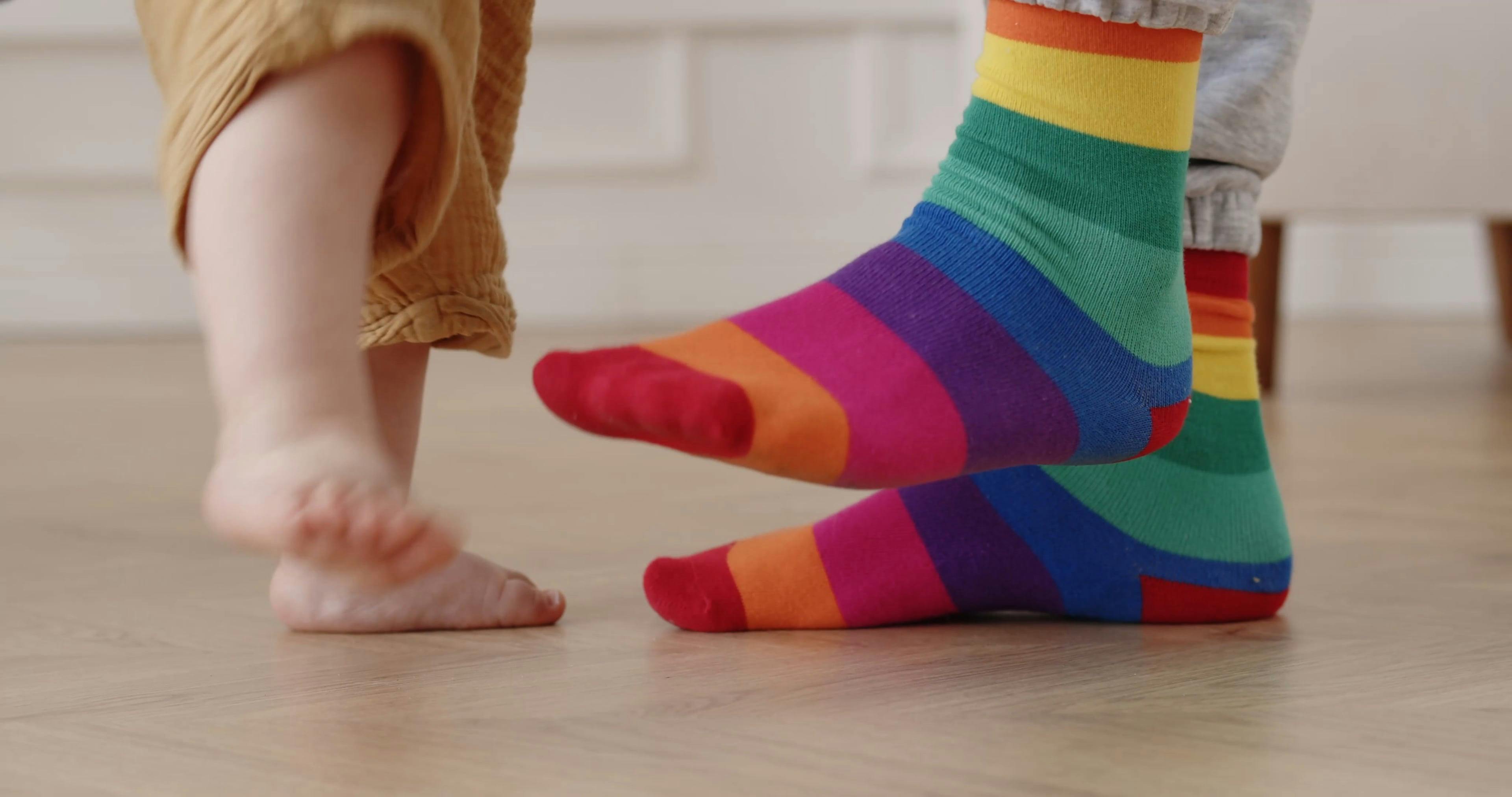 Child First Steps Videos, Download The BEST Free 4k Stock Video Footage ...