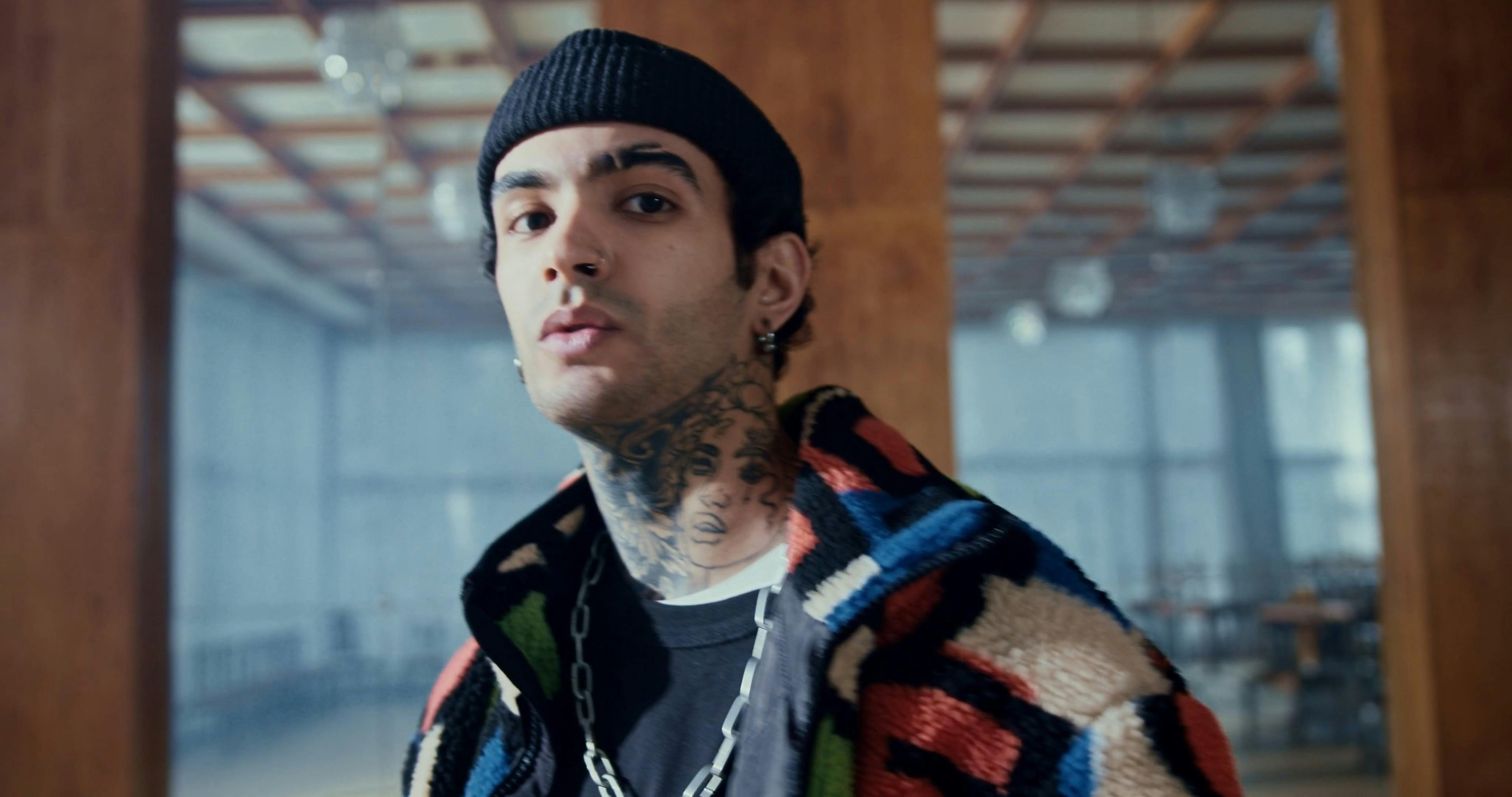 Man Rapping · Free Stock Video