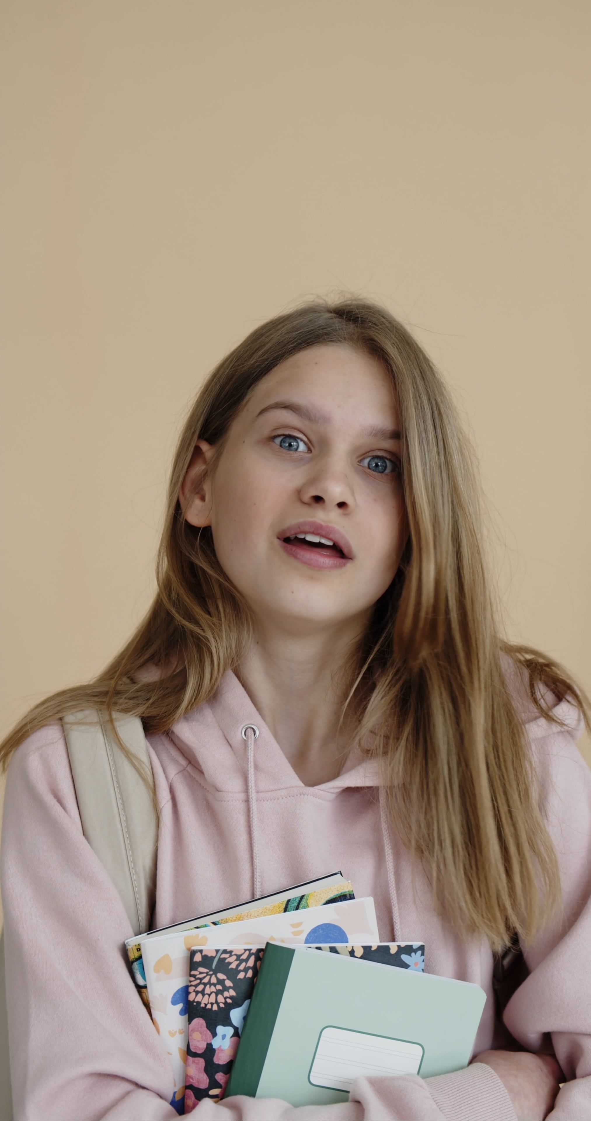 Shocked Teen Videos, Download The BEST Free 4k Stock Video Footage ...
