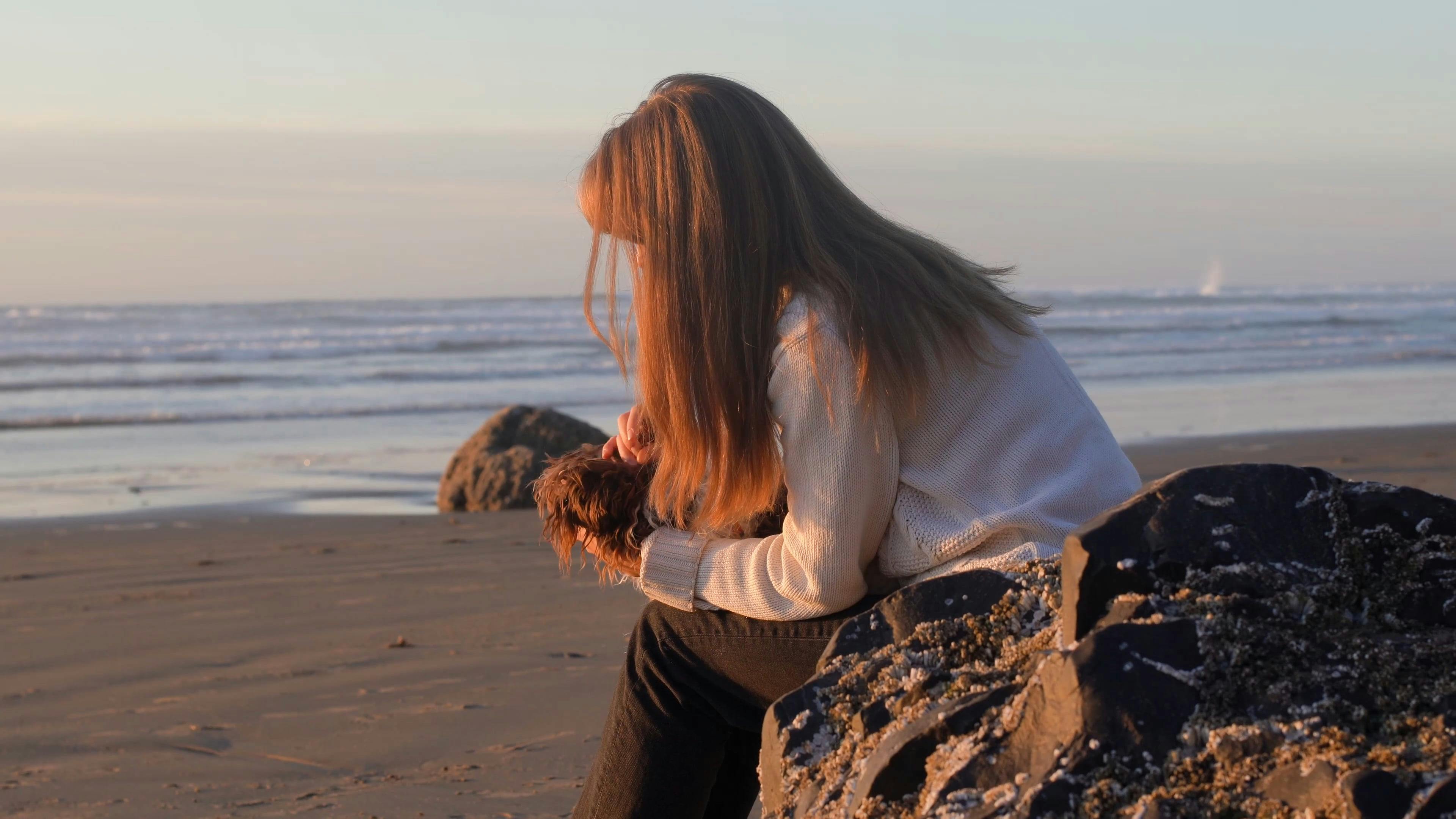 20.000+ Video Ngopi Di Pantai Terbaik · Unduh Gratis 100% · Video Stok ...