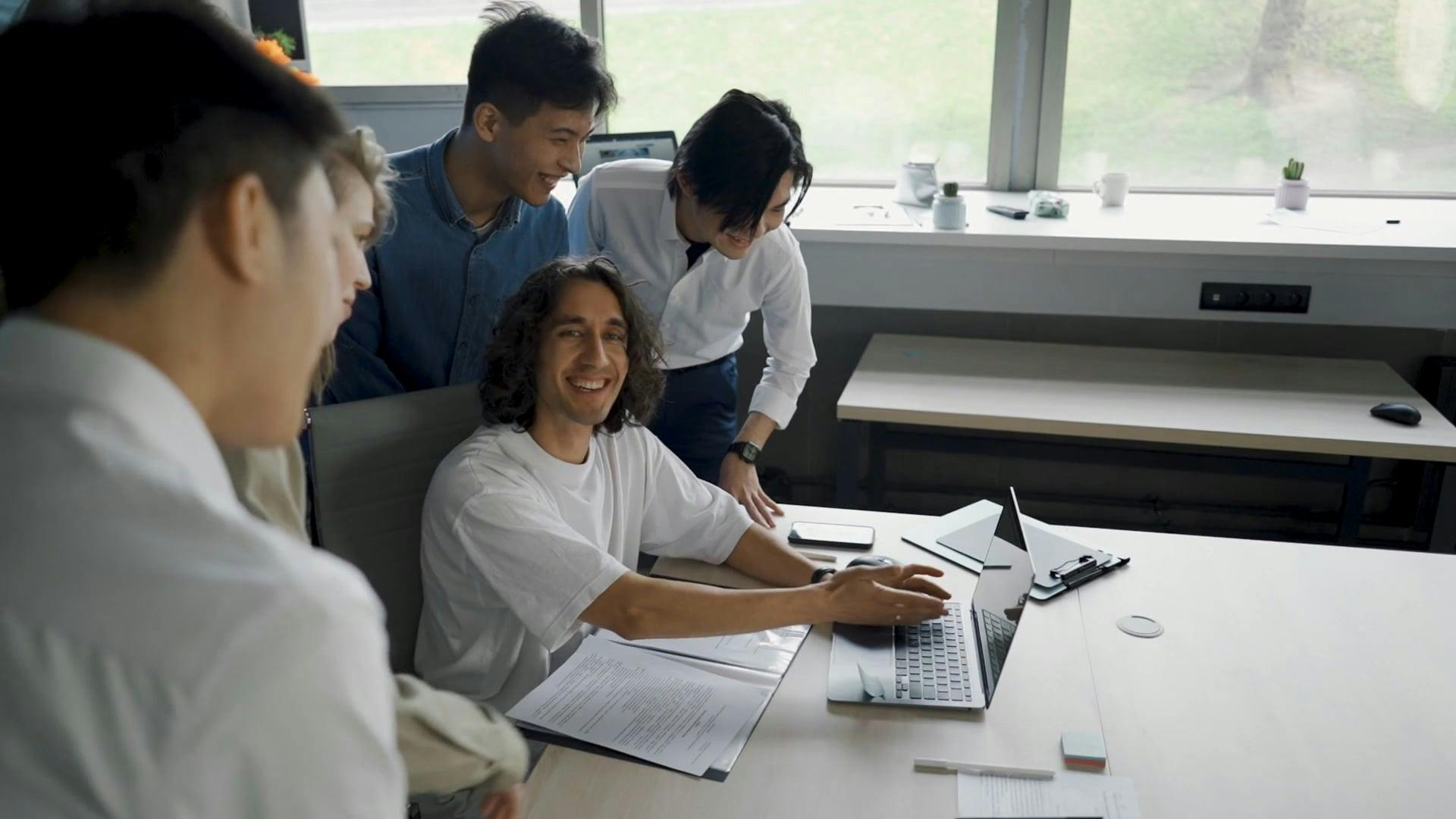 Digital Teamwork Videos, Download The BEST Free 4k Stock Video Footage ...