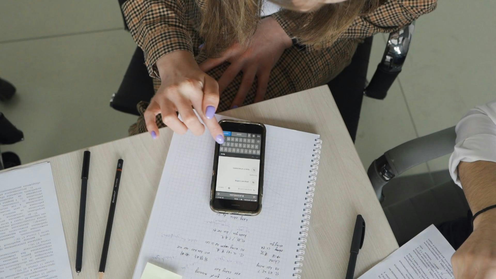 Information Popping Out Of Screen Videos, Download The BEST Free 4k ...