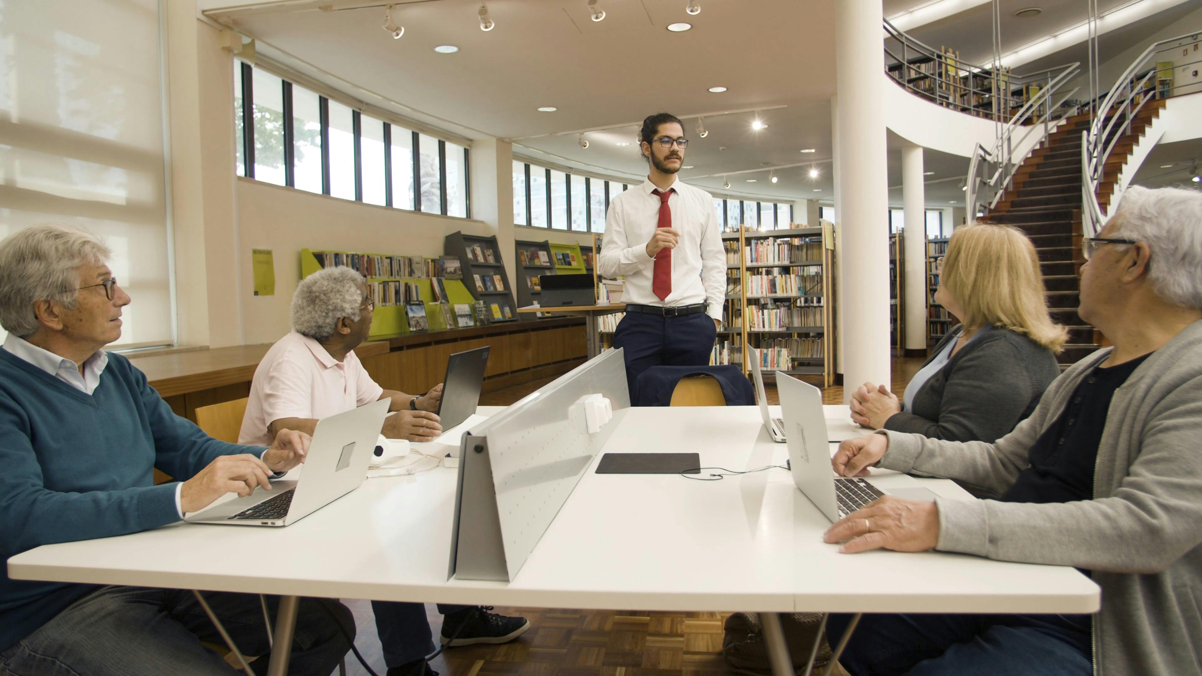 Technology Training Videos, Download The BEST Free 4k Stock Video ...