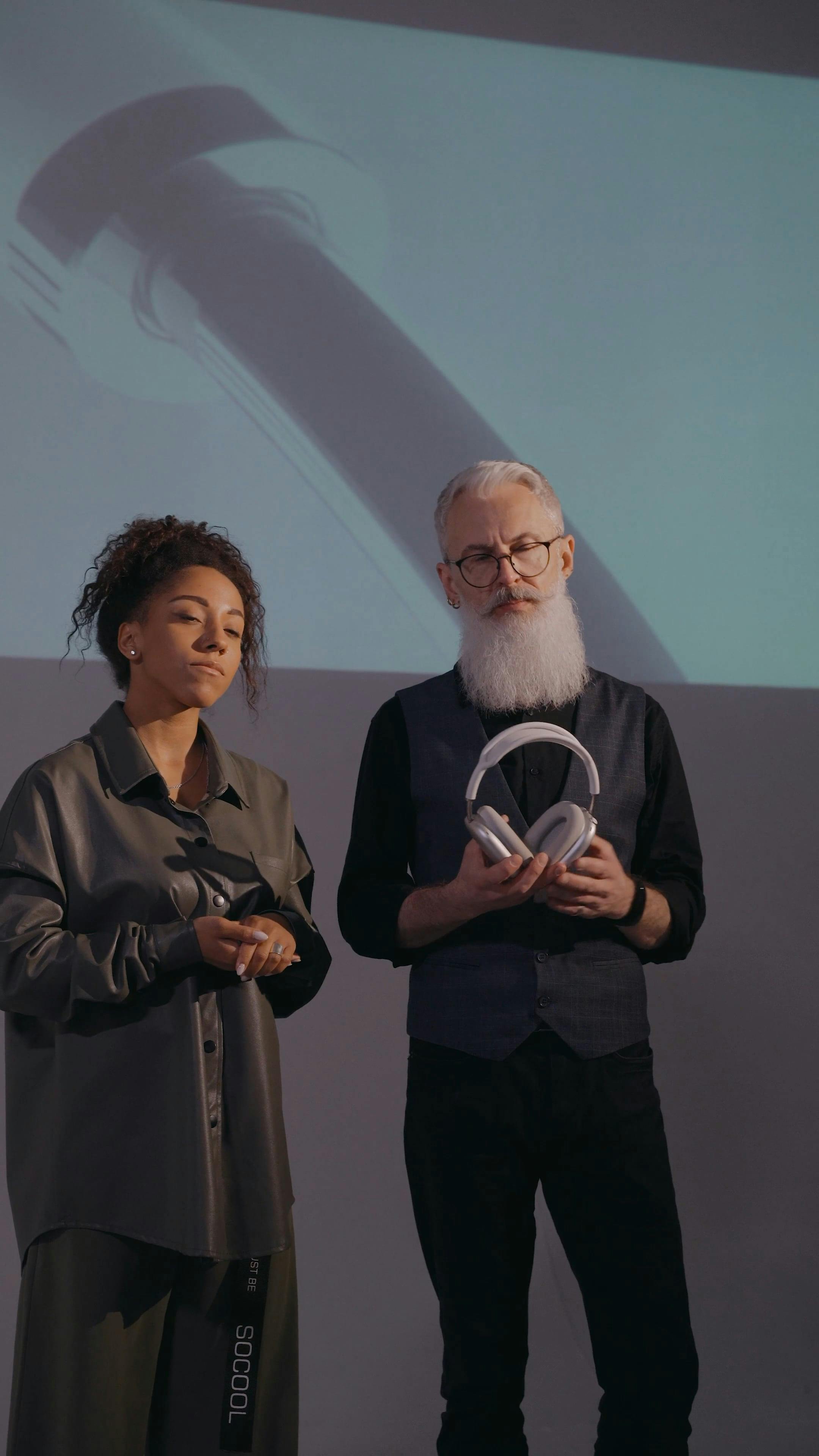 Digital Product Videos, Download The BEST Free 4k Stock Video Footage ...