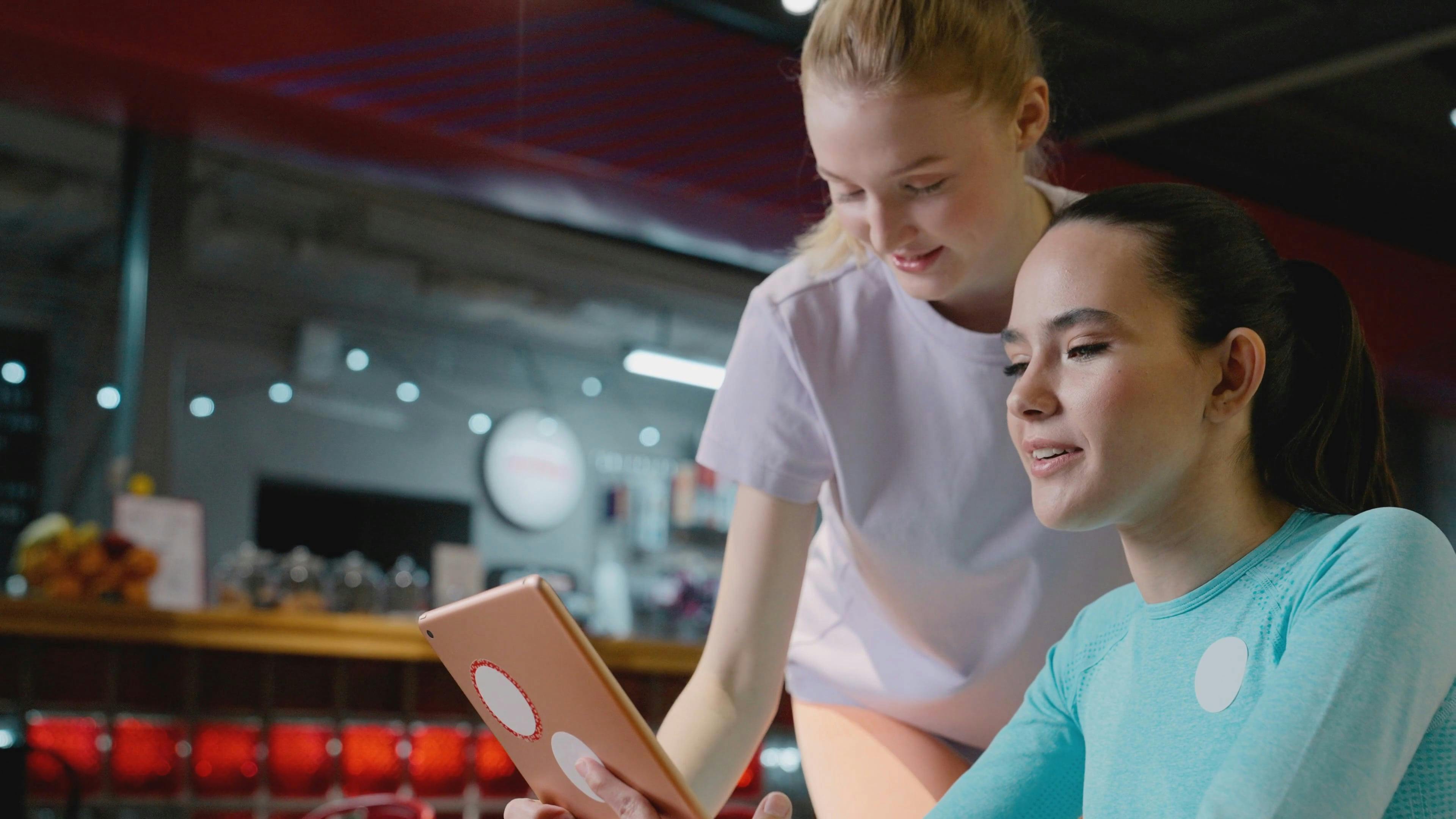 Genz Internet Videos, Download The BEST Free 4k Stock Video Footage ...