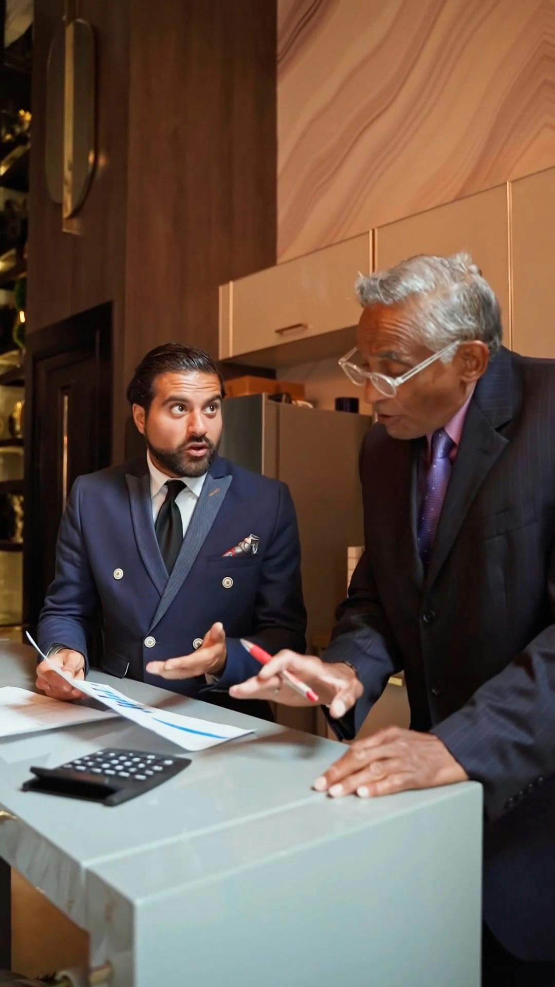 Businessmen having Discussion Free Stock Video Footage, Royalty-Free 4K ...