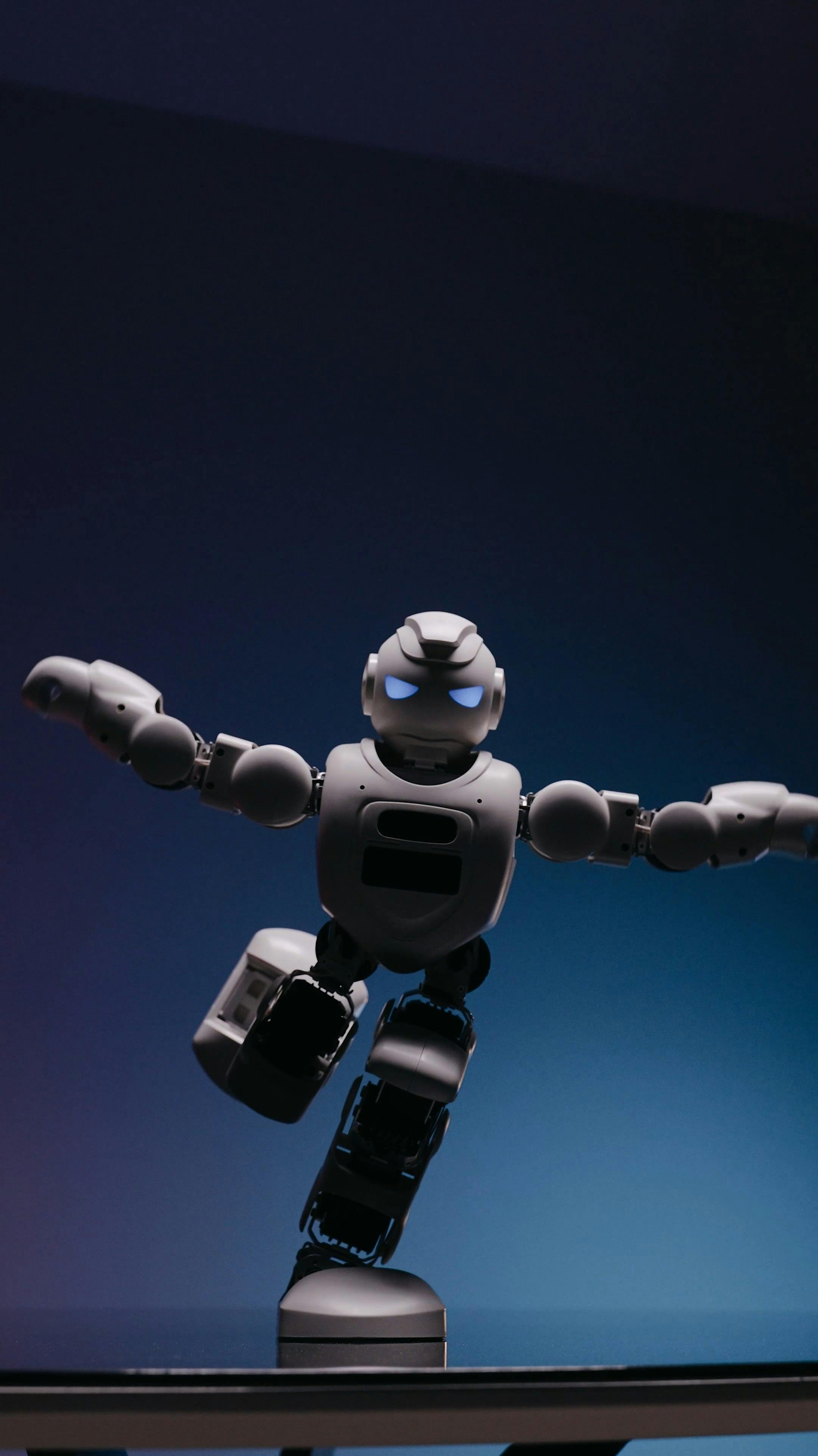 Robot Doing Movements Free Stock Video Footage, Royalty-Free 4K & HD ...