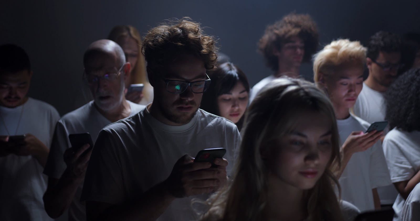 Mobile Addiction Videos, Download The BEST Free 4k Stock Video Footage ...