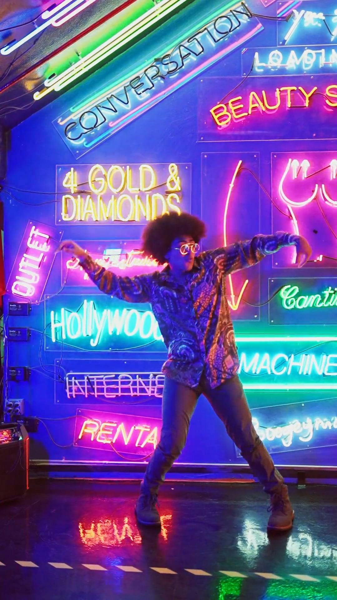 Video of a Man Dancing · Free Stock Video