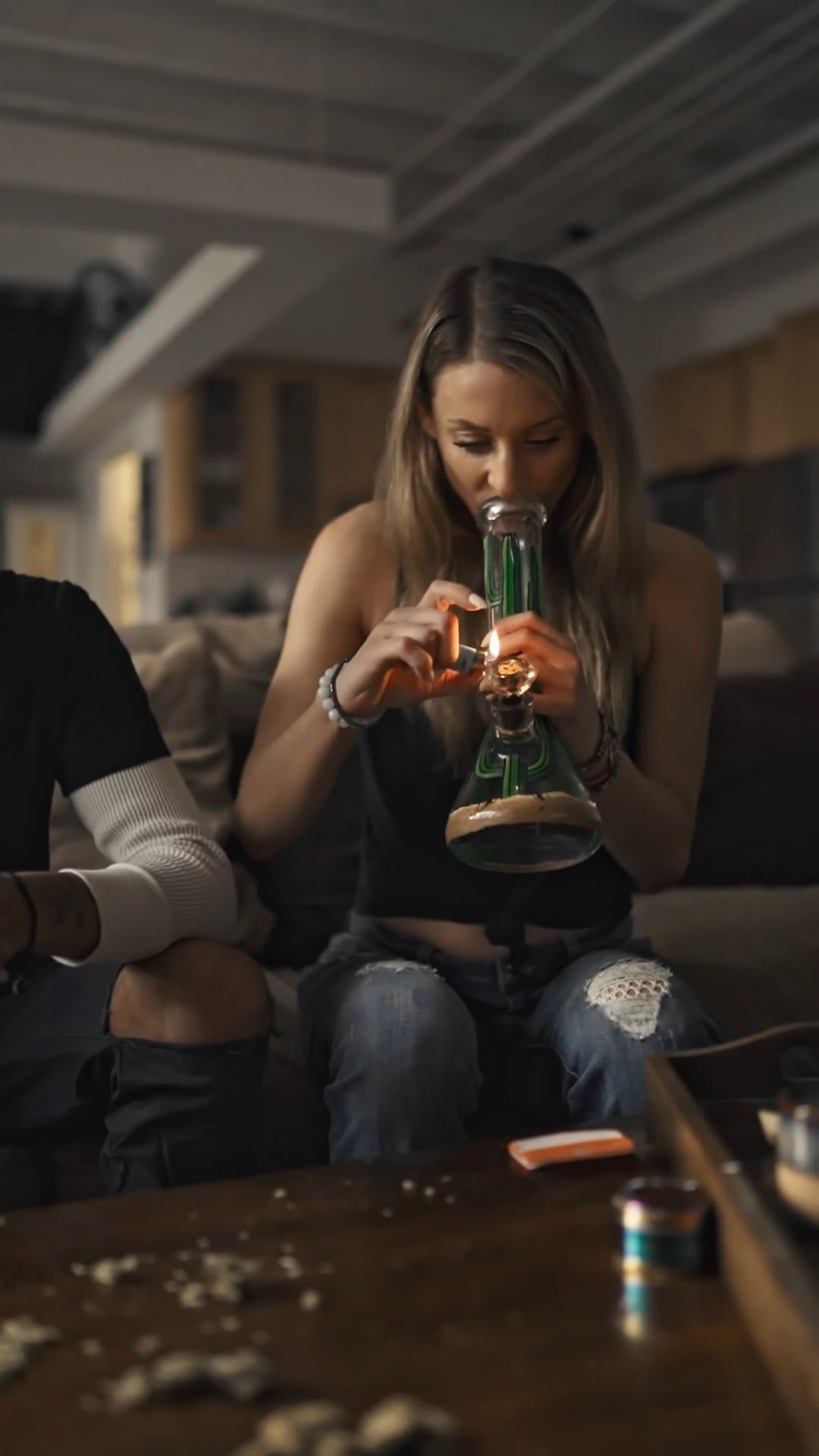 Bong Videos, Download The BEST Free 4k Stock Video Footage & Bong HD ...