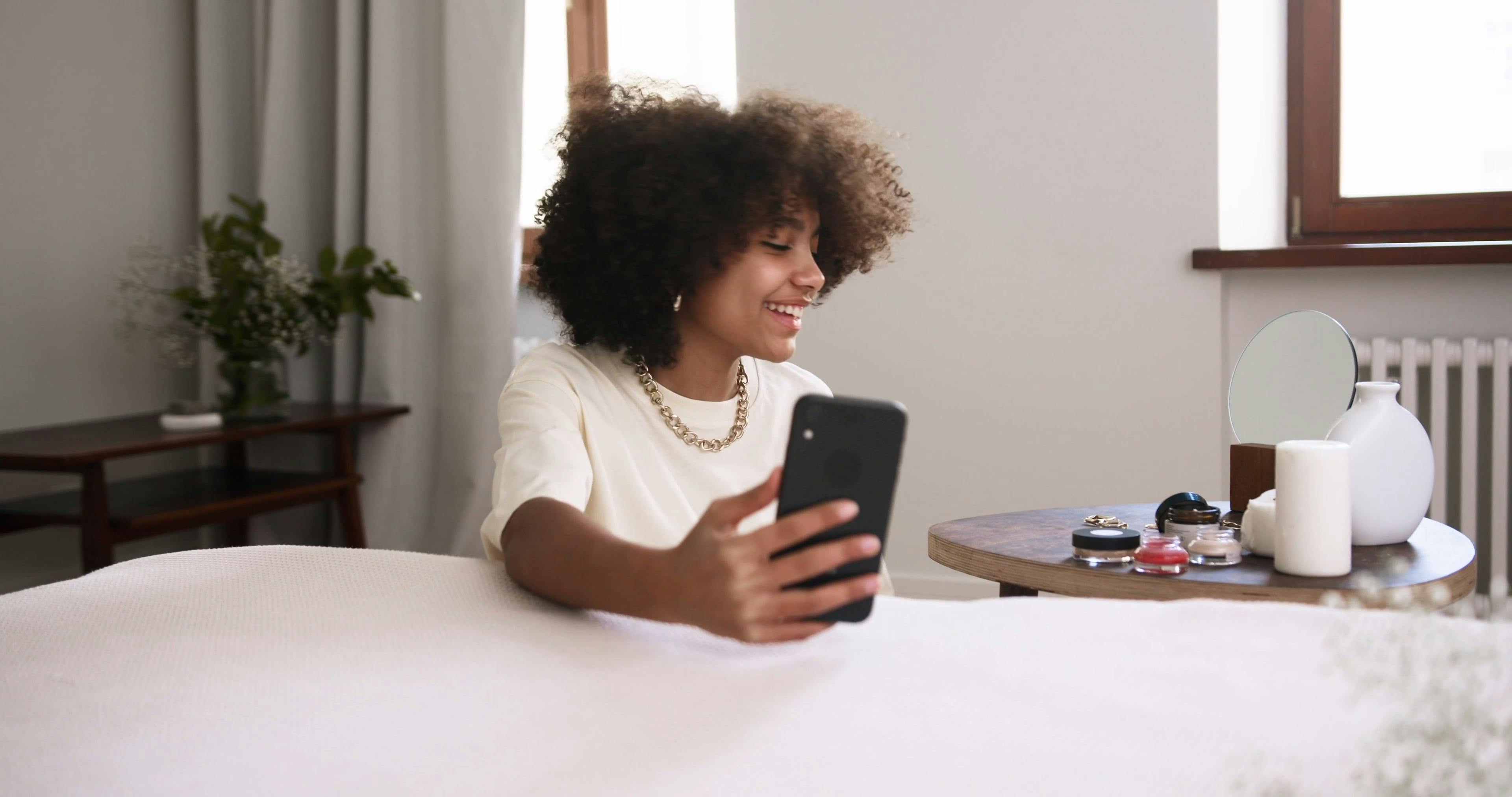 Video of Woman Doing a Product Review · Free Stock Video