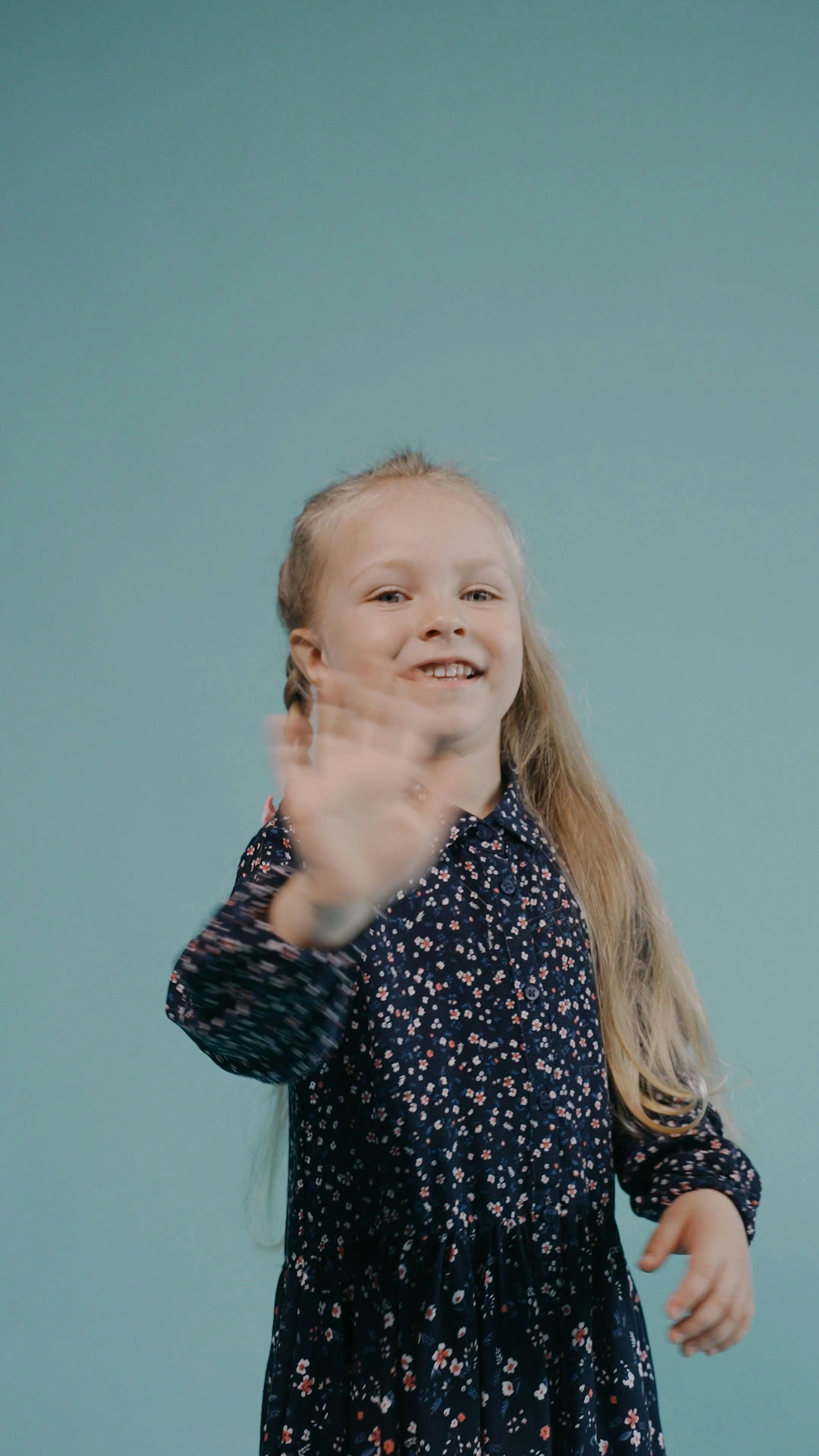 Goodbye Kids Videos, Download The BEST Free 4k Stock Video Footage ...