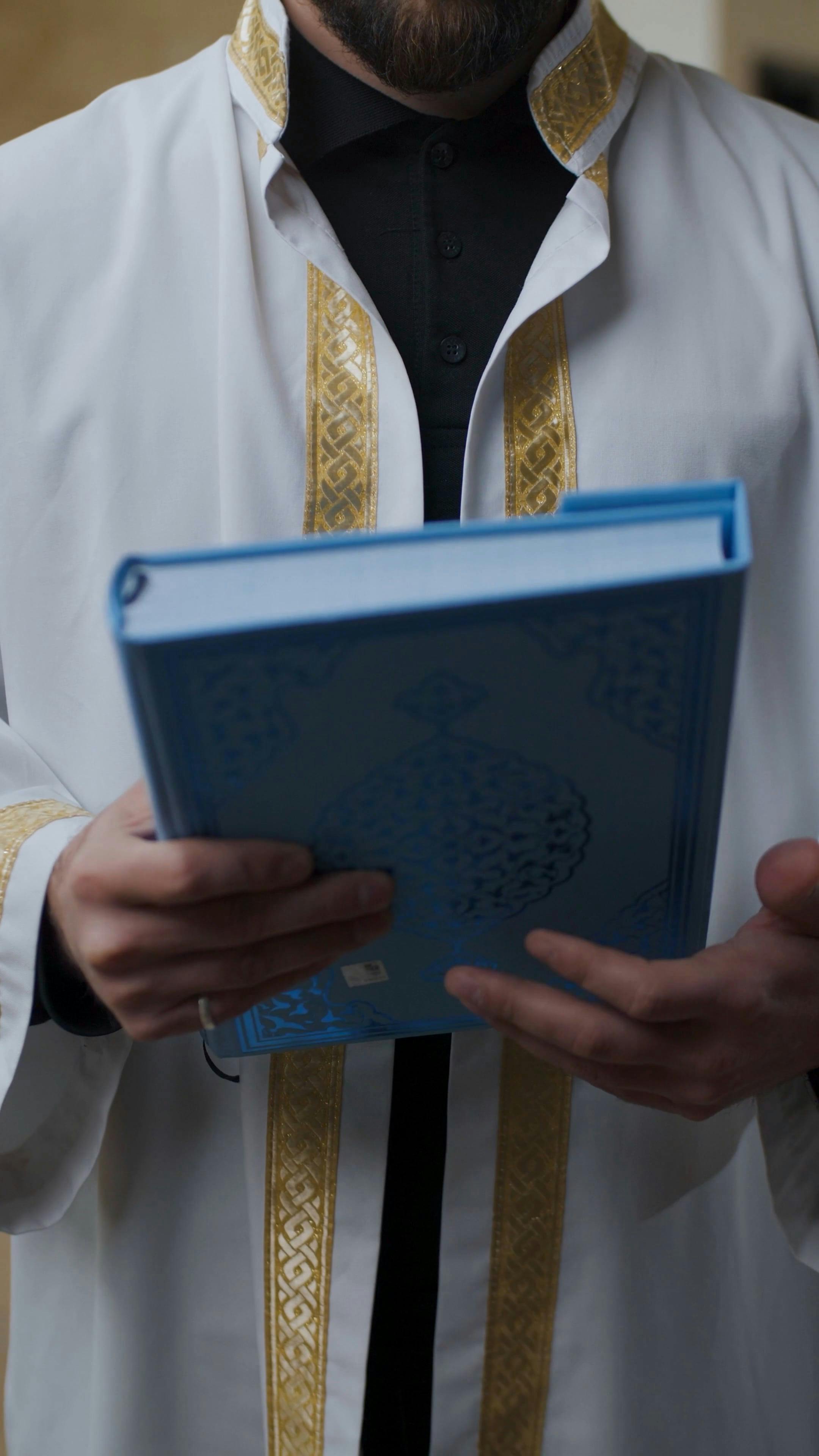 Islamic Video Quran Videos, Download The BEST Free 4k Stock Video ...