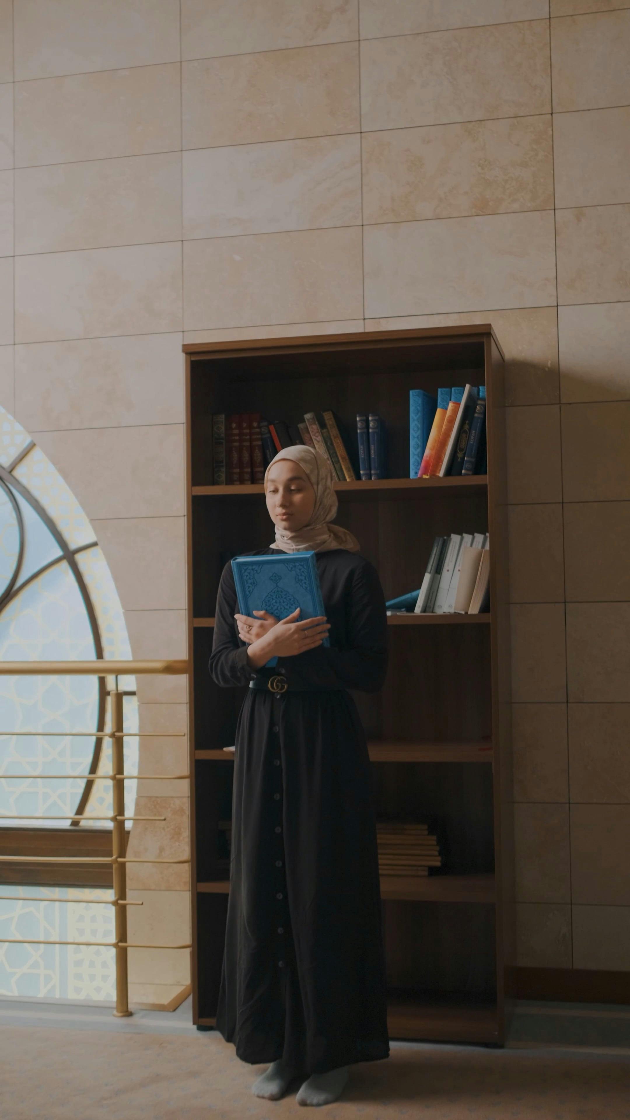 Arabic Library Videos, Download The BEST Free 4k Stock Video Footage ...