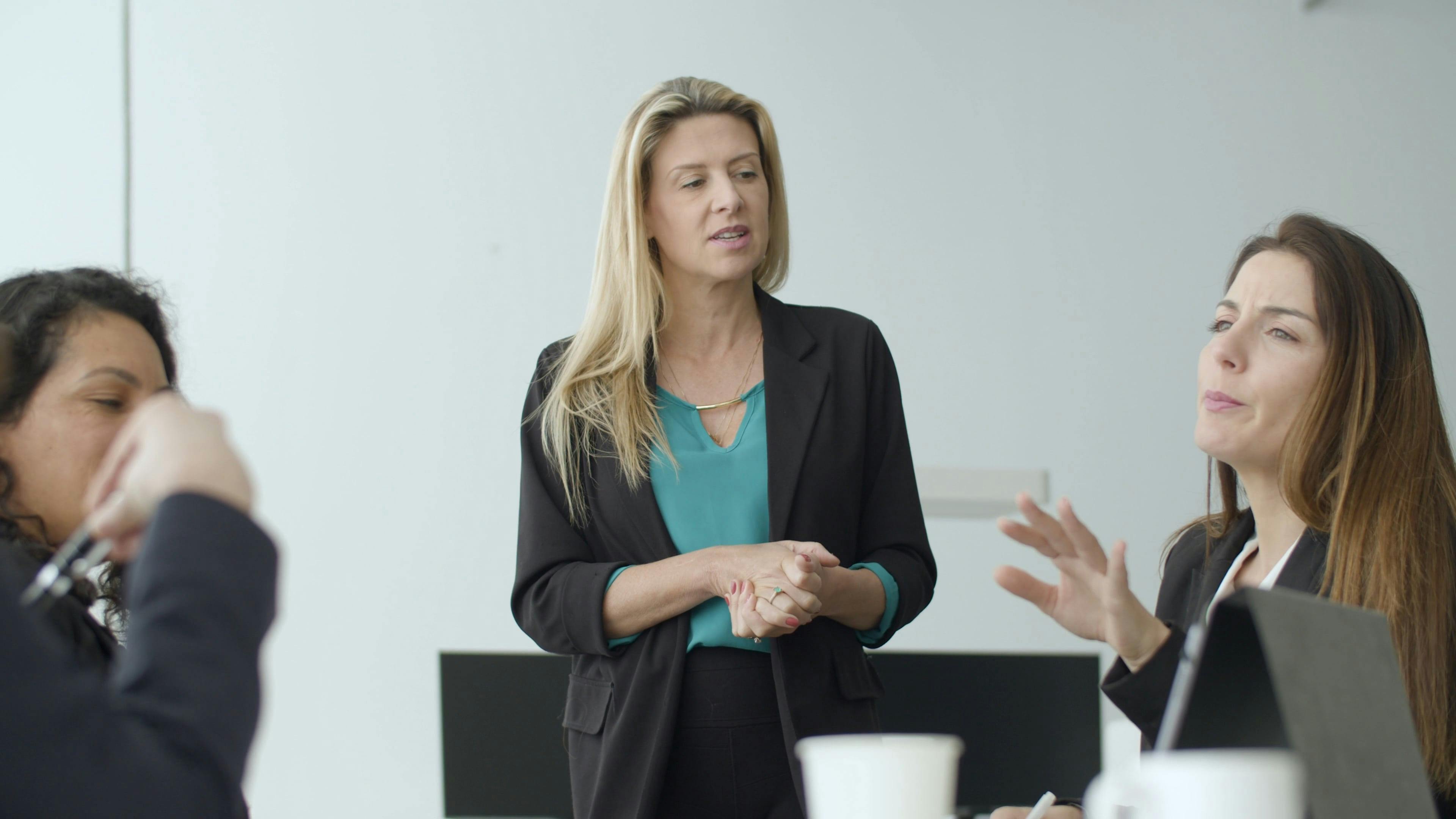 Women Discussing and Talking · Free Stock Video