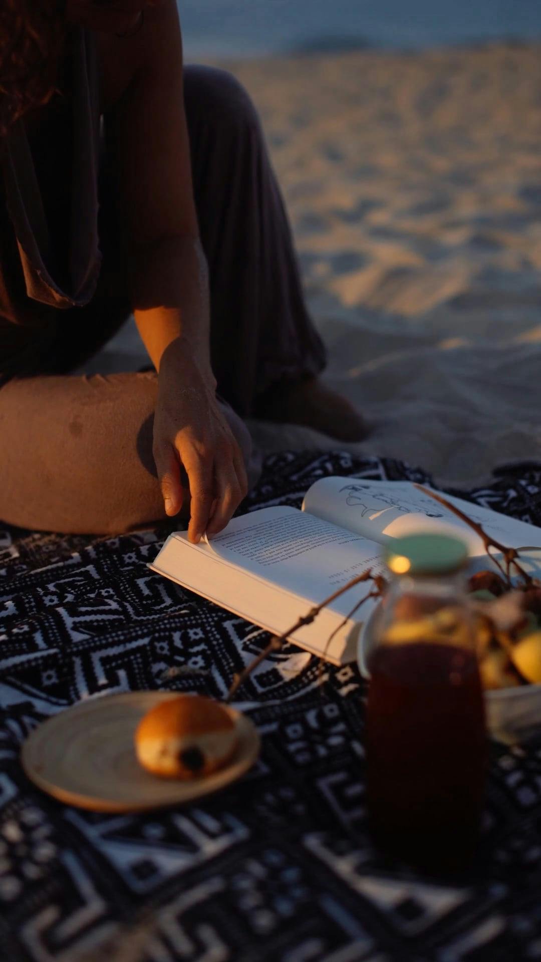 Nice Hand Videos, Download The BEST Free 4k Stock Video Footage & Nice ...