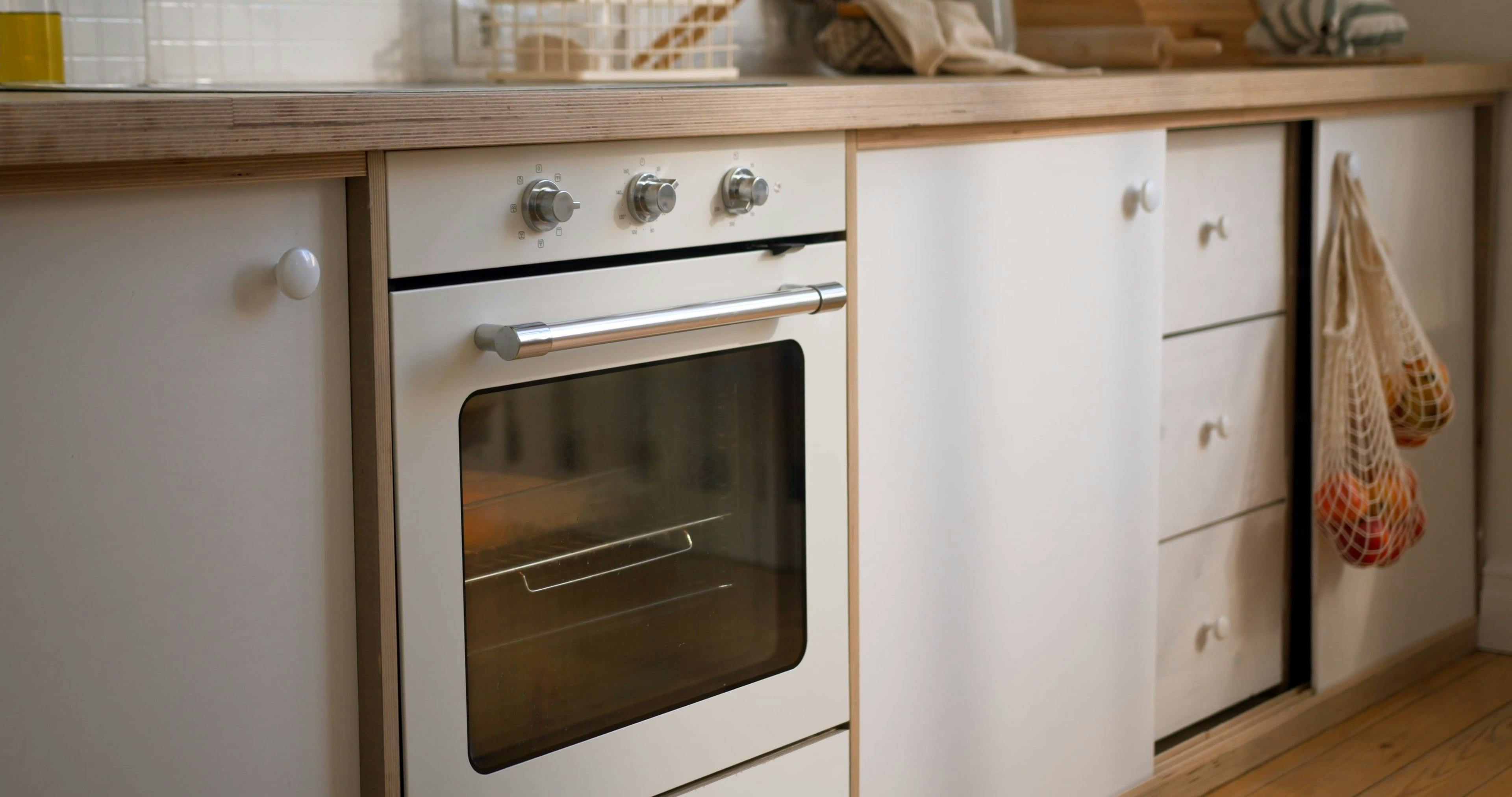 Kitchen Oven Videos, Download The BEST Free 4k Stock Video Footage ...