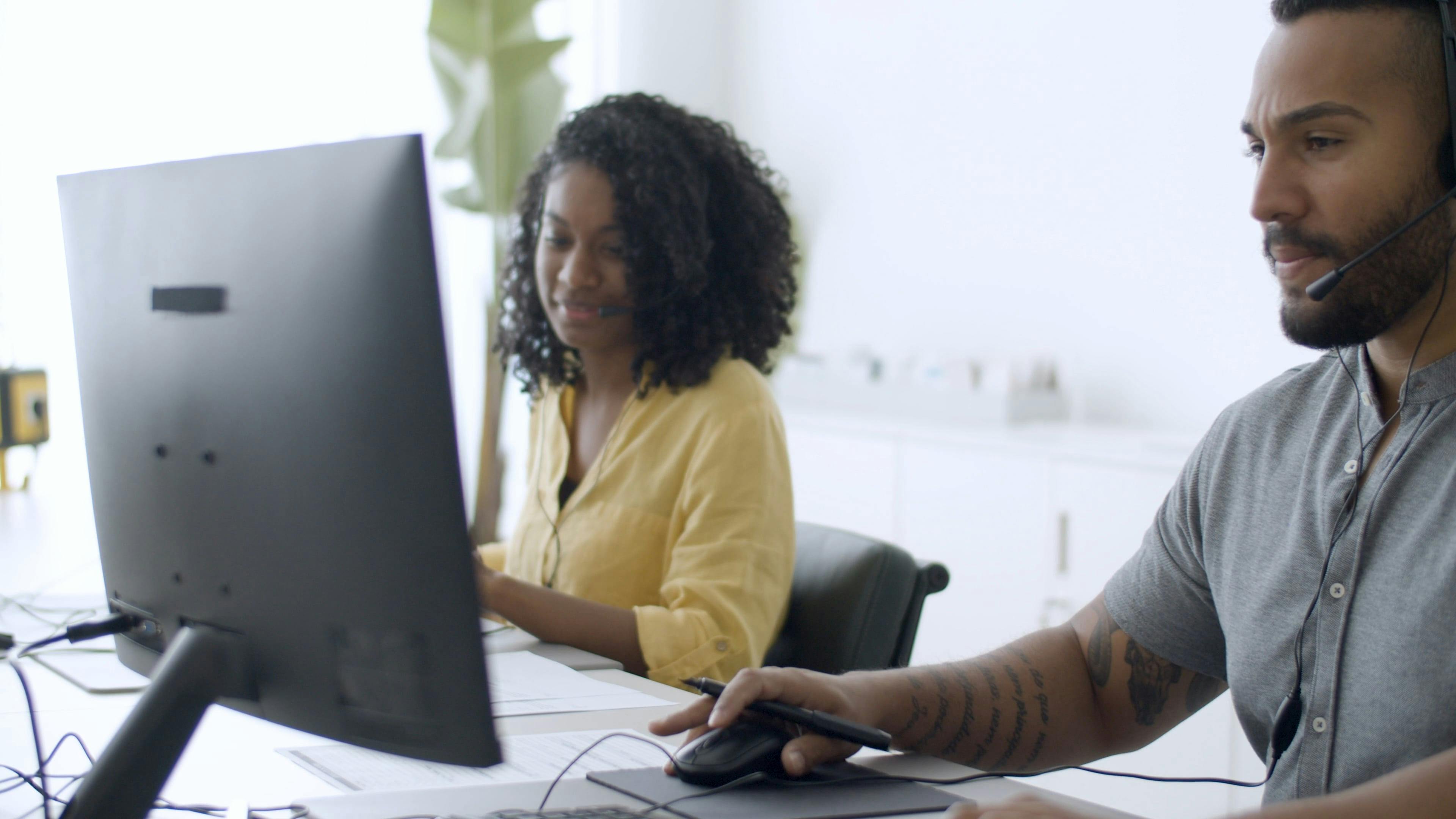 Call center · Pexels