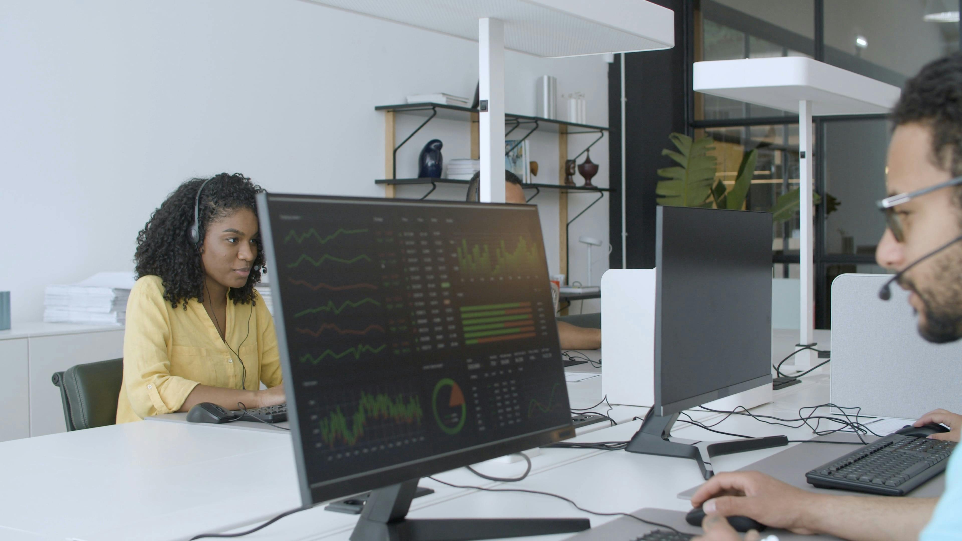 Employees Communication Videos, Download The BEST Free 4k Stock Video ...