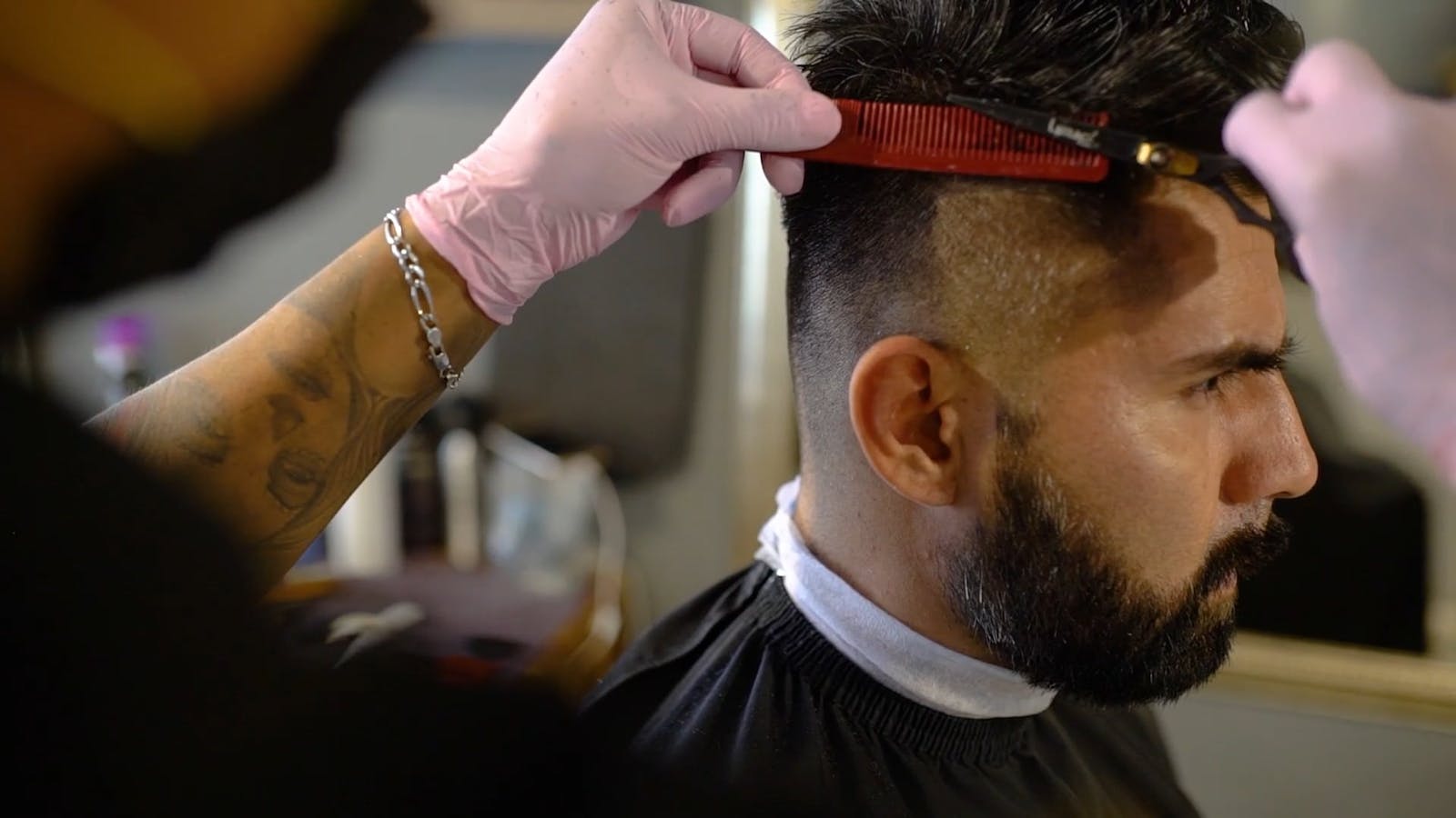 Barber Cutting Hair Videos, Download The BEST Free 4k Stock Video ...