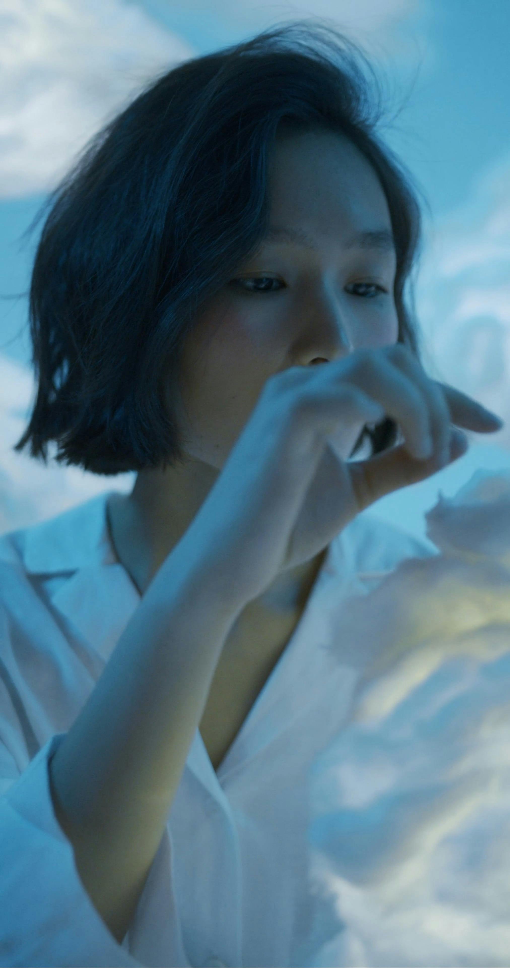 A Pretty Woman Holding a Moon · Free Stock Video