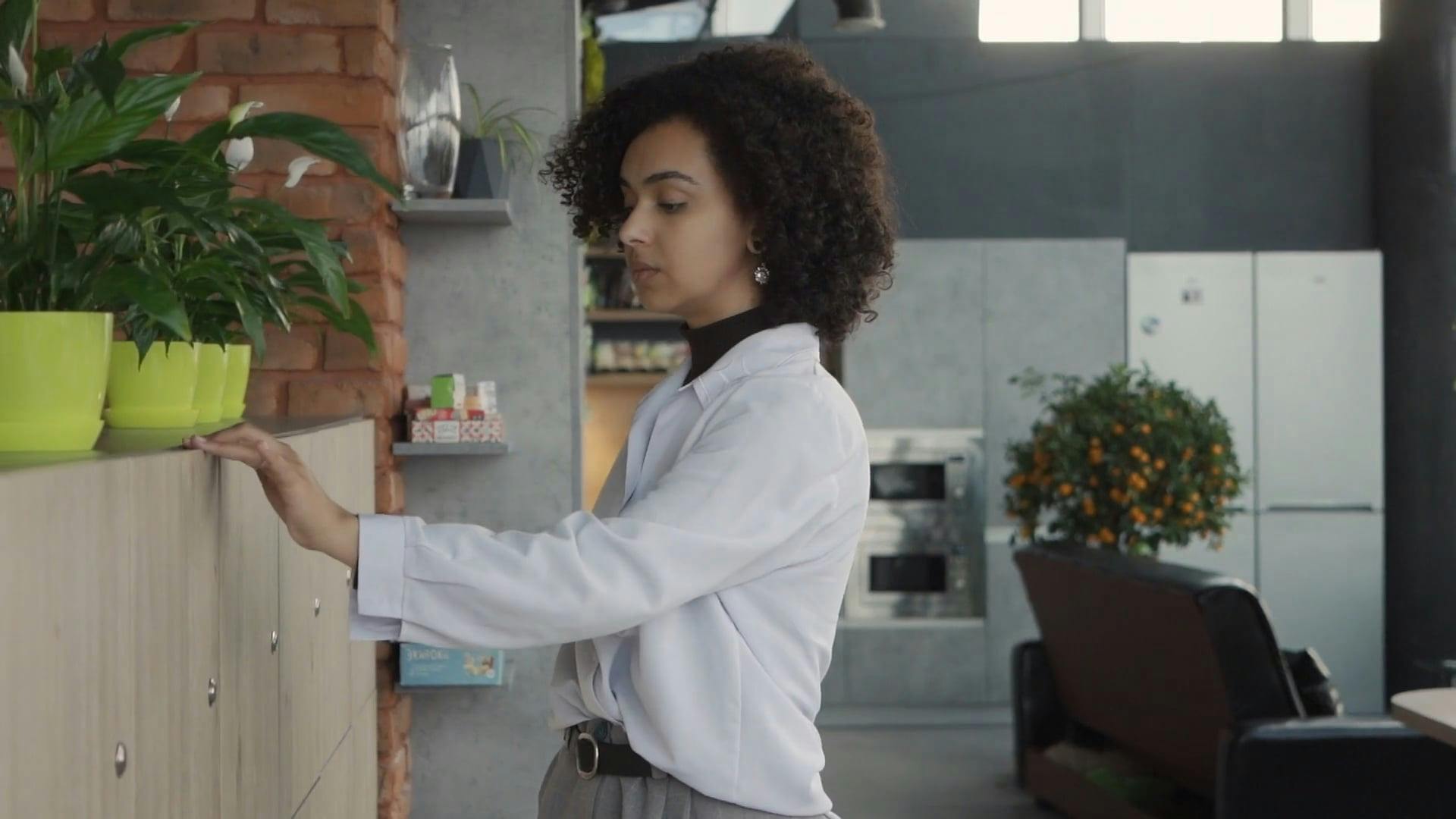 Documents Arranging Videos, Download The BEST Free 4k Stock Video ...