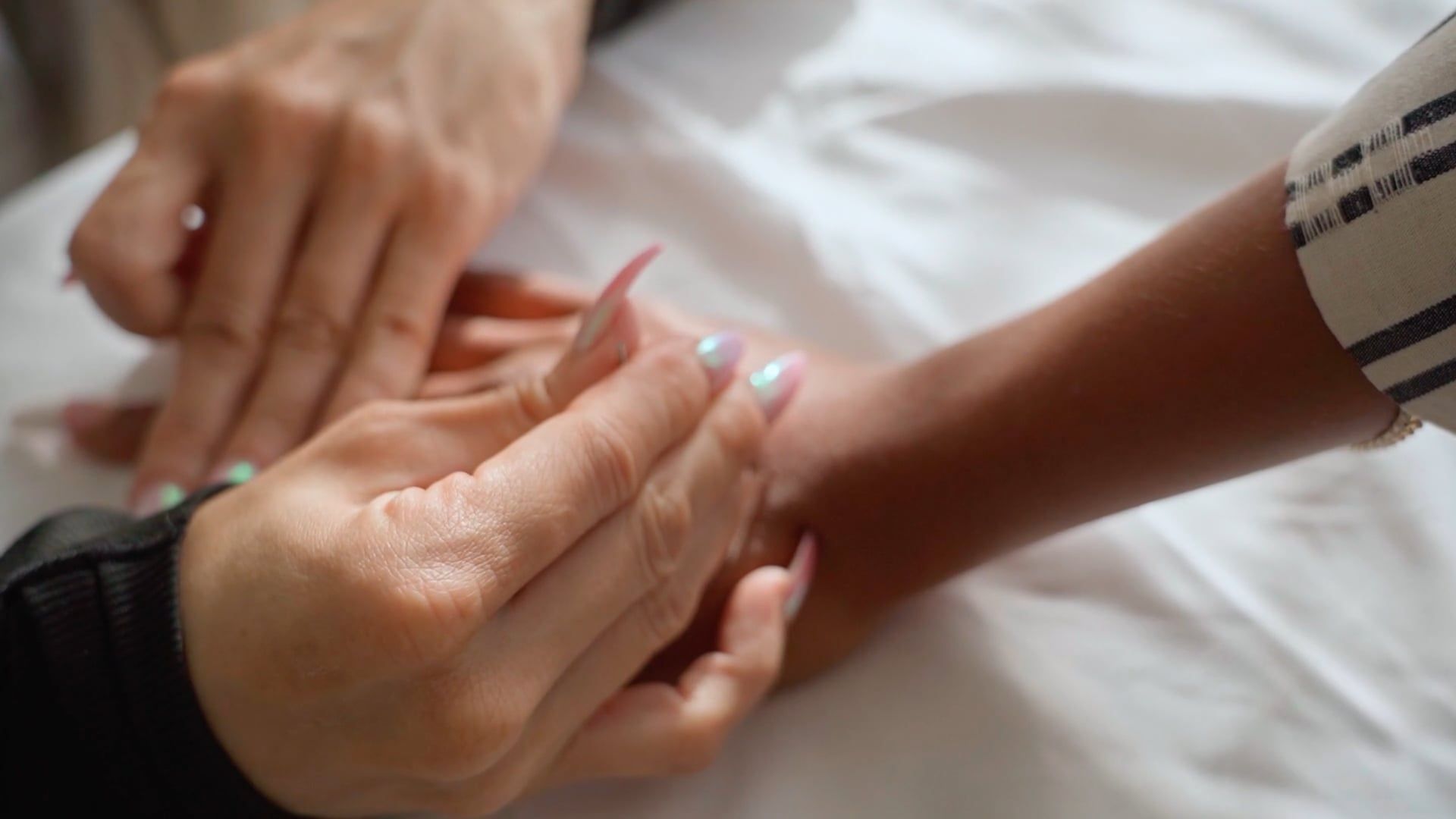 Acupuncturist Putting a Needle on a Person's Hand Free Stock Video ...